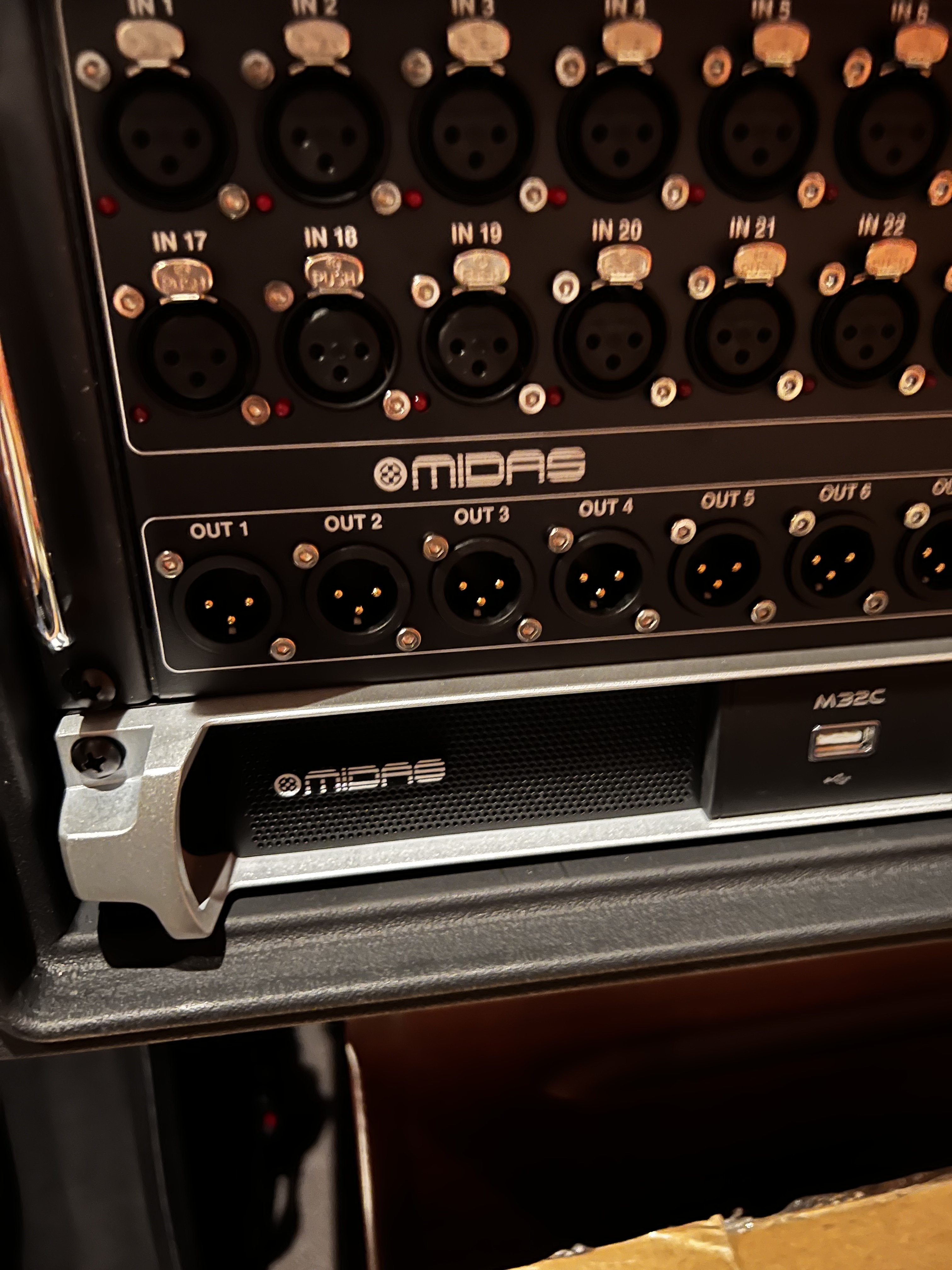 M32C - Midas M32C - Audiofanzine