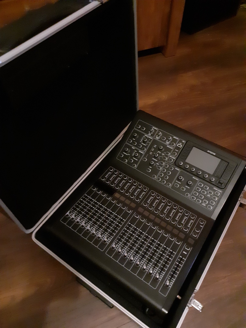 M32R - Midas M32R - Audiofanzine