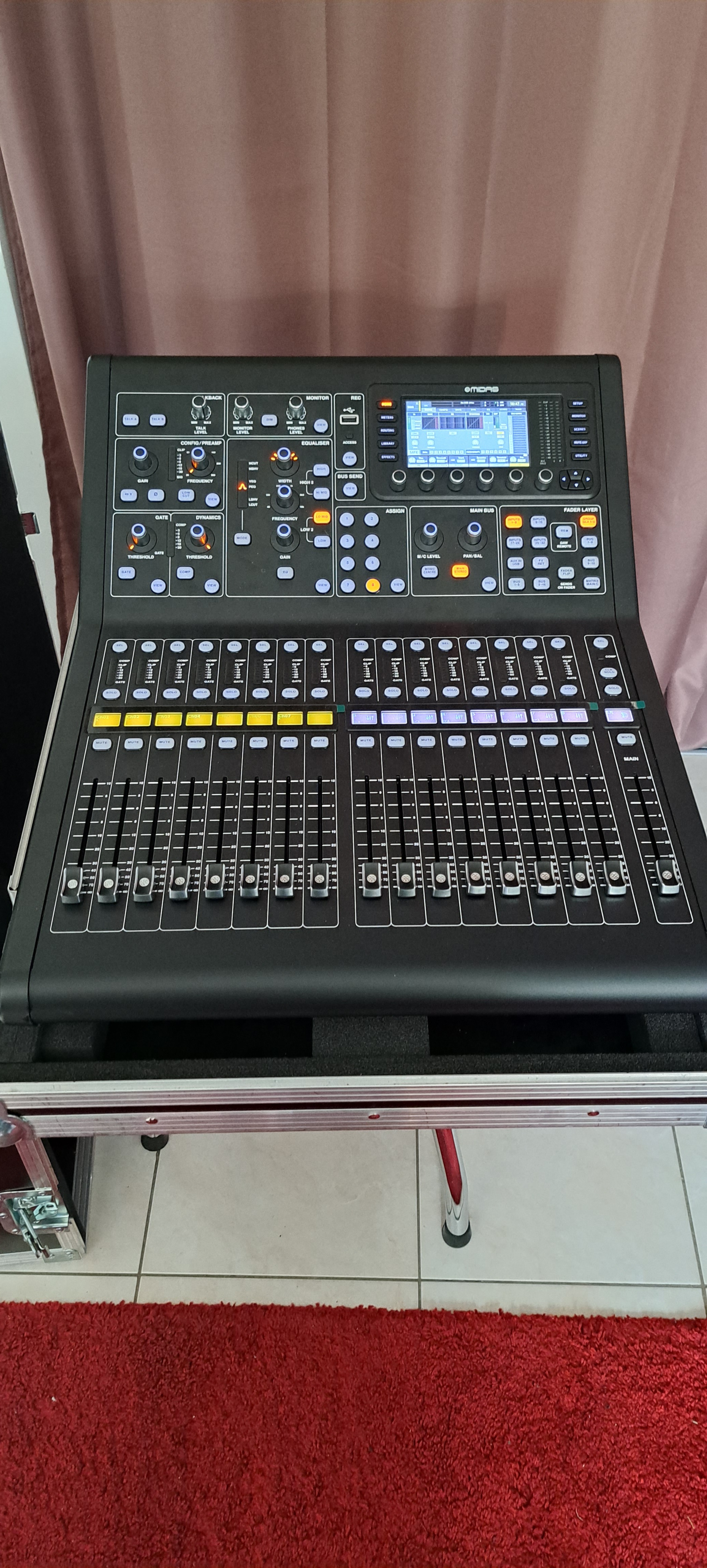 M32R Live - Midas M32R Live - Audiofanzine