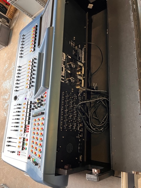 PRO2 - Midas PRO2 - Audiofanzine