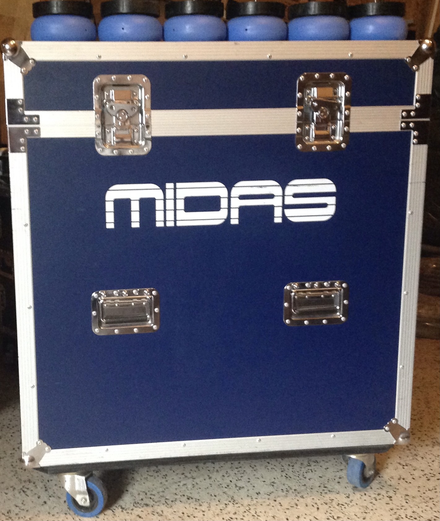 PRO2 - Midas PRO2 - Audiofanzine