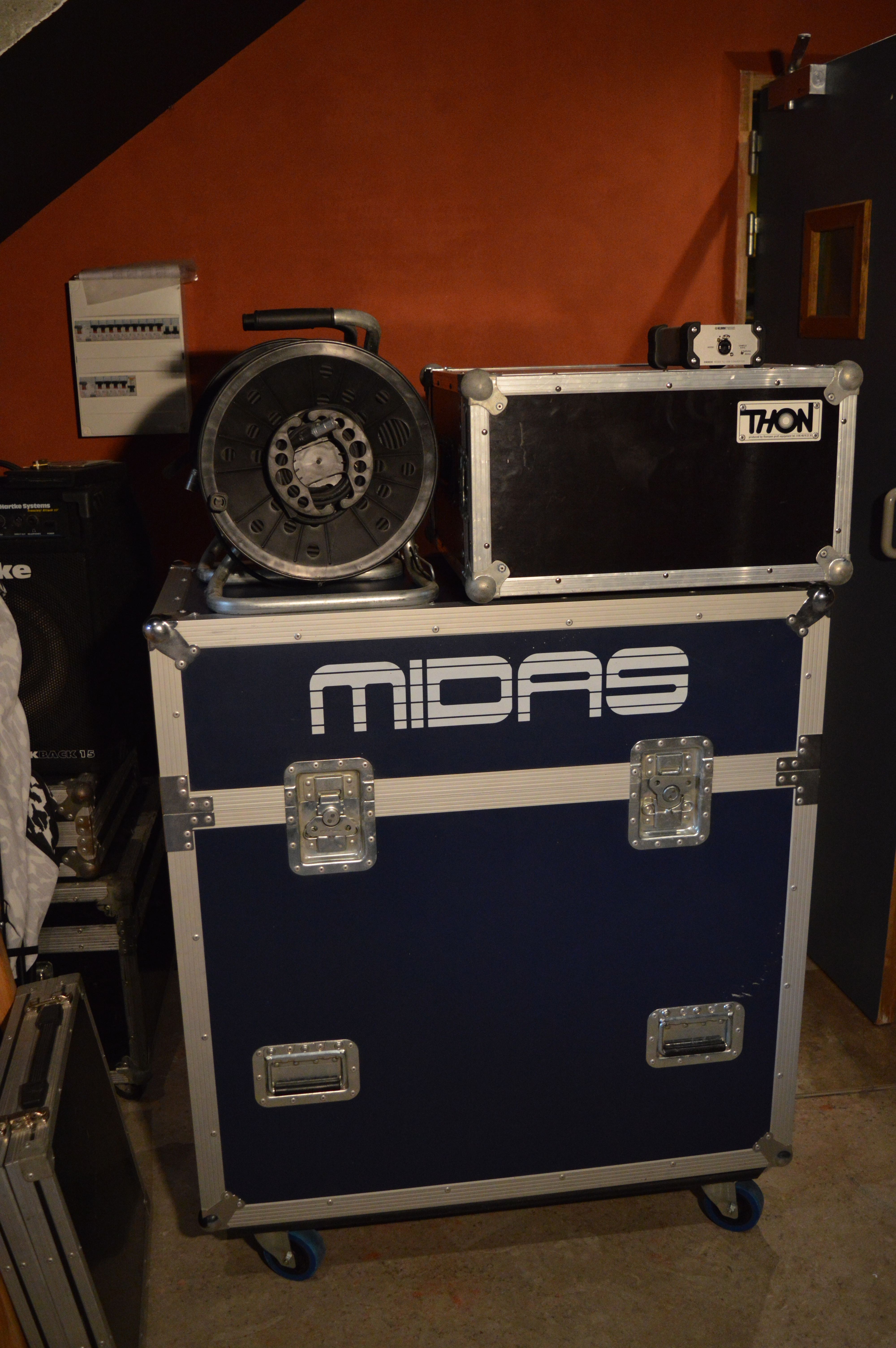 PRO2C - Midas PRO2C - Audiofanzine