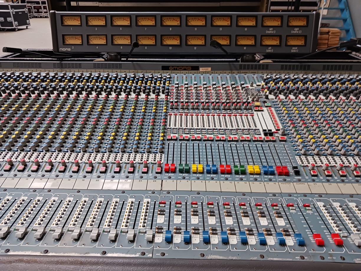 XL3 - Midas XL3 - Audiofanzine