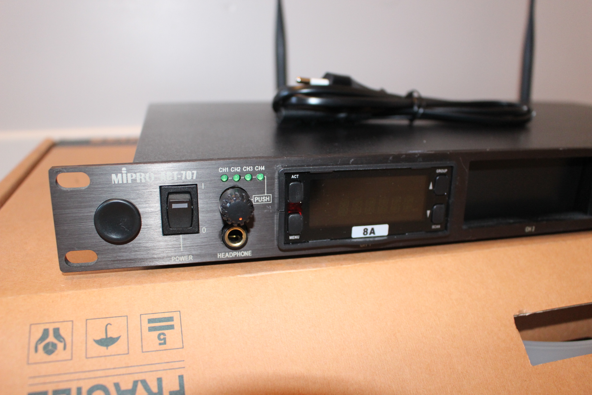 ACT-707 - MIPRO ACT-707 - Audiofanzine