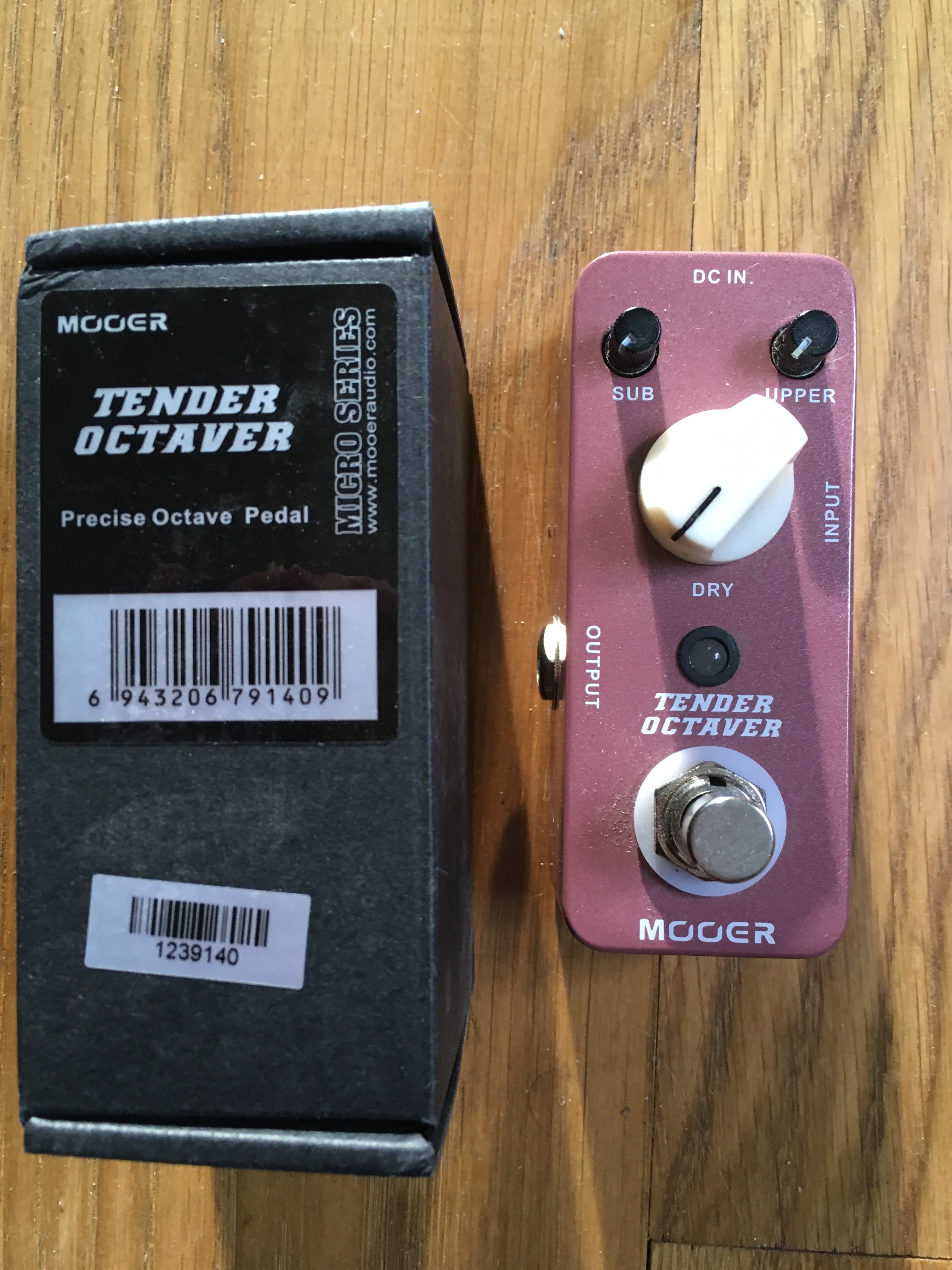 TENDER OCTAVER - Mooer Tender Octaver - Audiofanzine