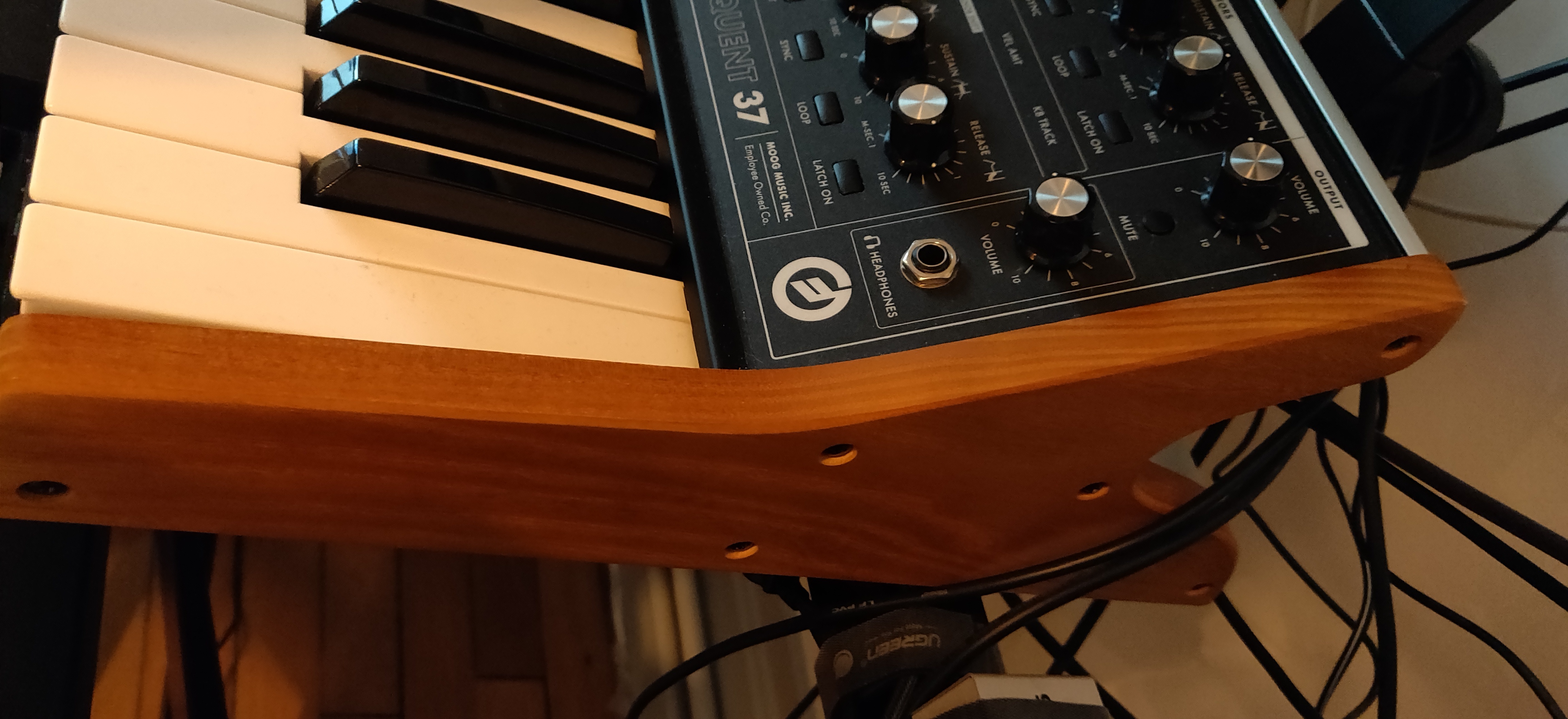 Subsequent 37 - Moog Music Subsequent 37 - Audiofanzine