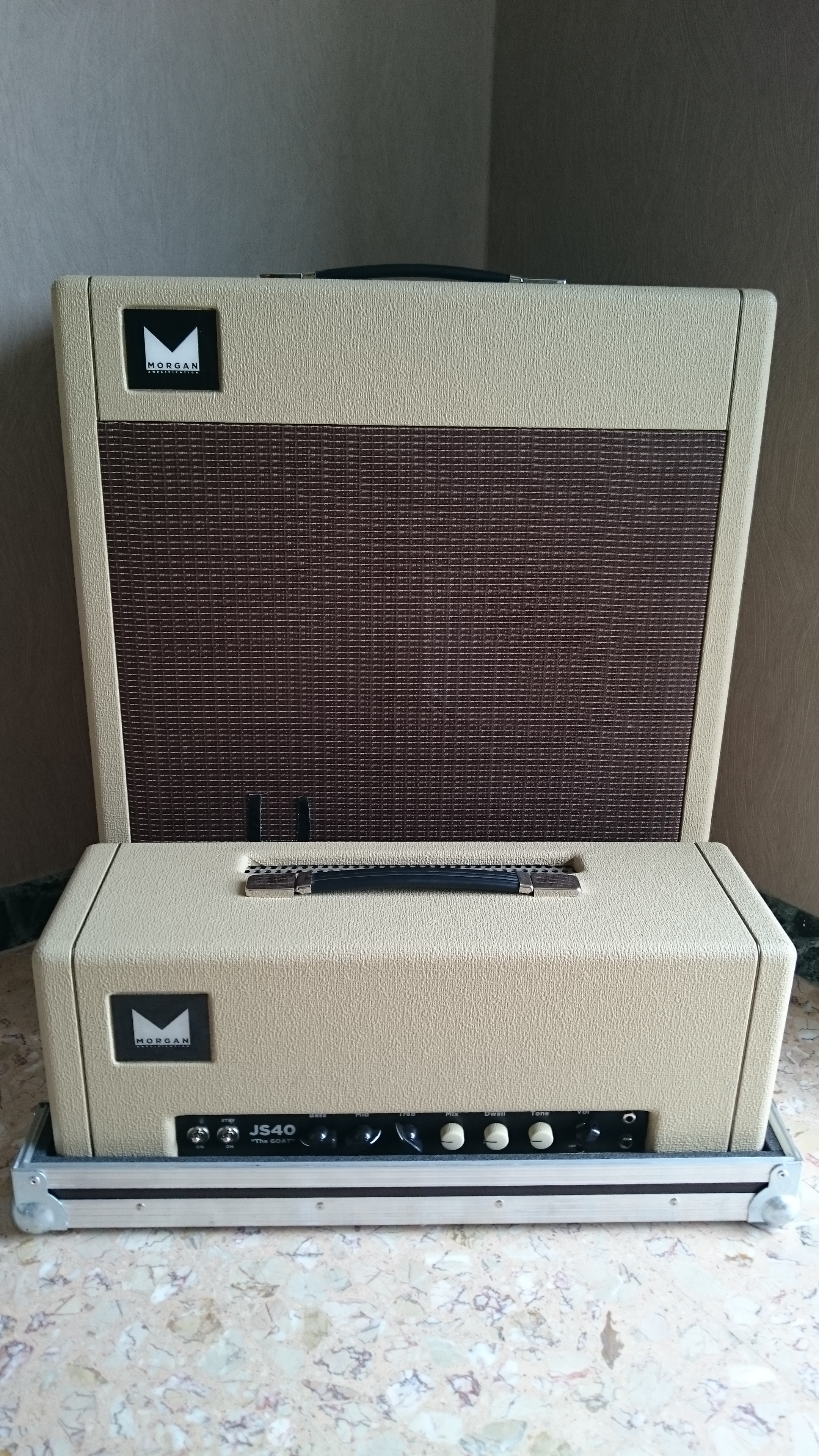 JS40 THE GOAT - Morgan Amplification JS40 The Goat - Audiofanzine