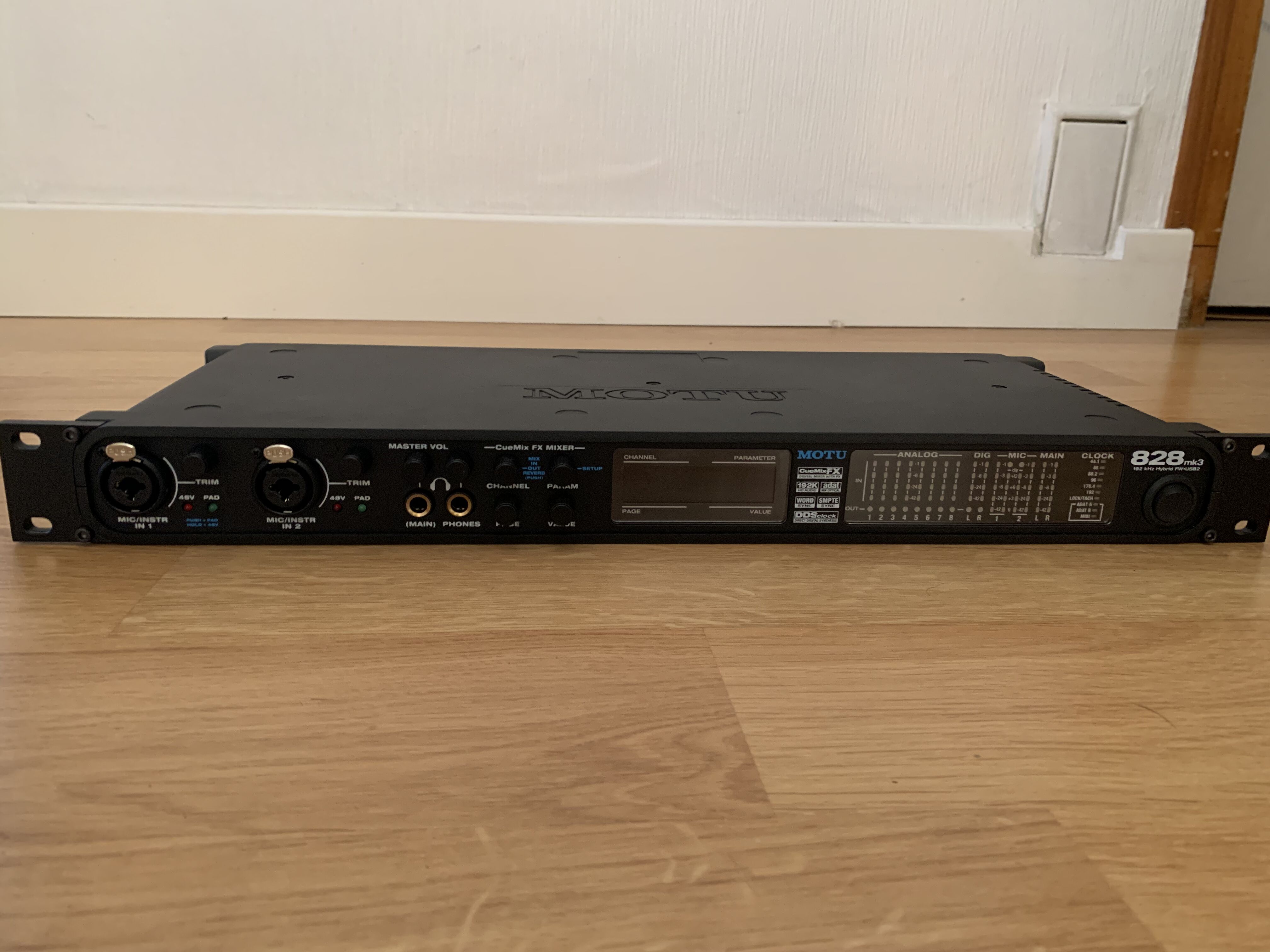 828 mk3 Hybrid - MOTU 828 mk3 Hybrid - Audiofanzine