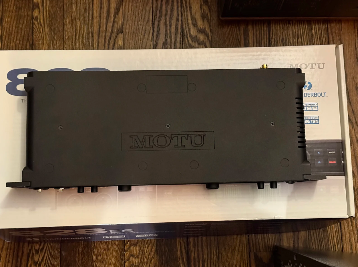 828es - MOTU 828es - Audiofanzine