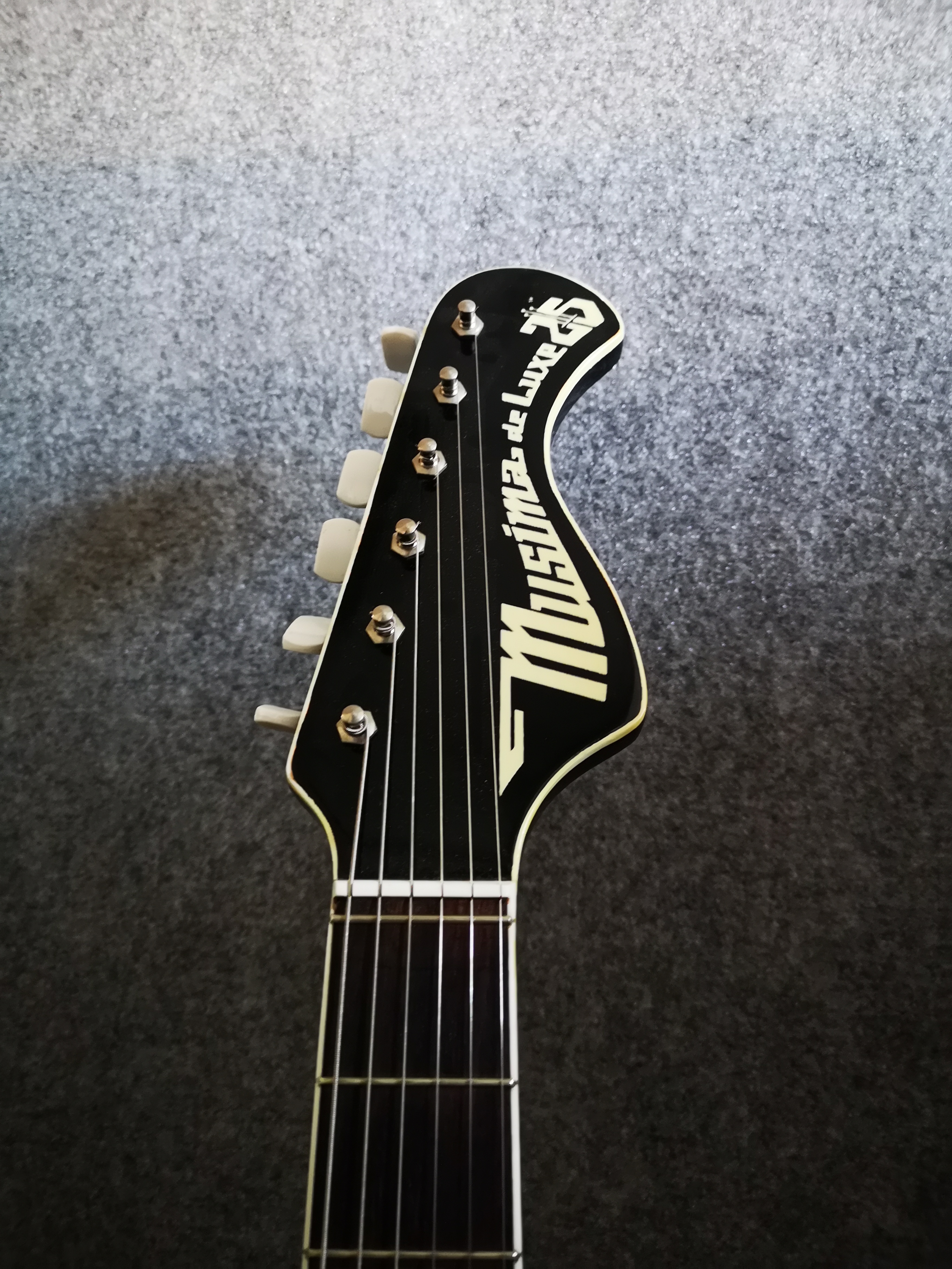 DELUXE 25 - Musima DELUXE 25 - Audiofanzine