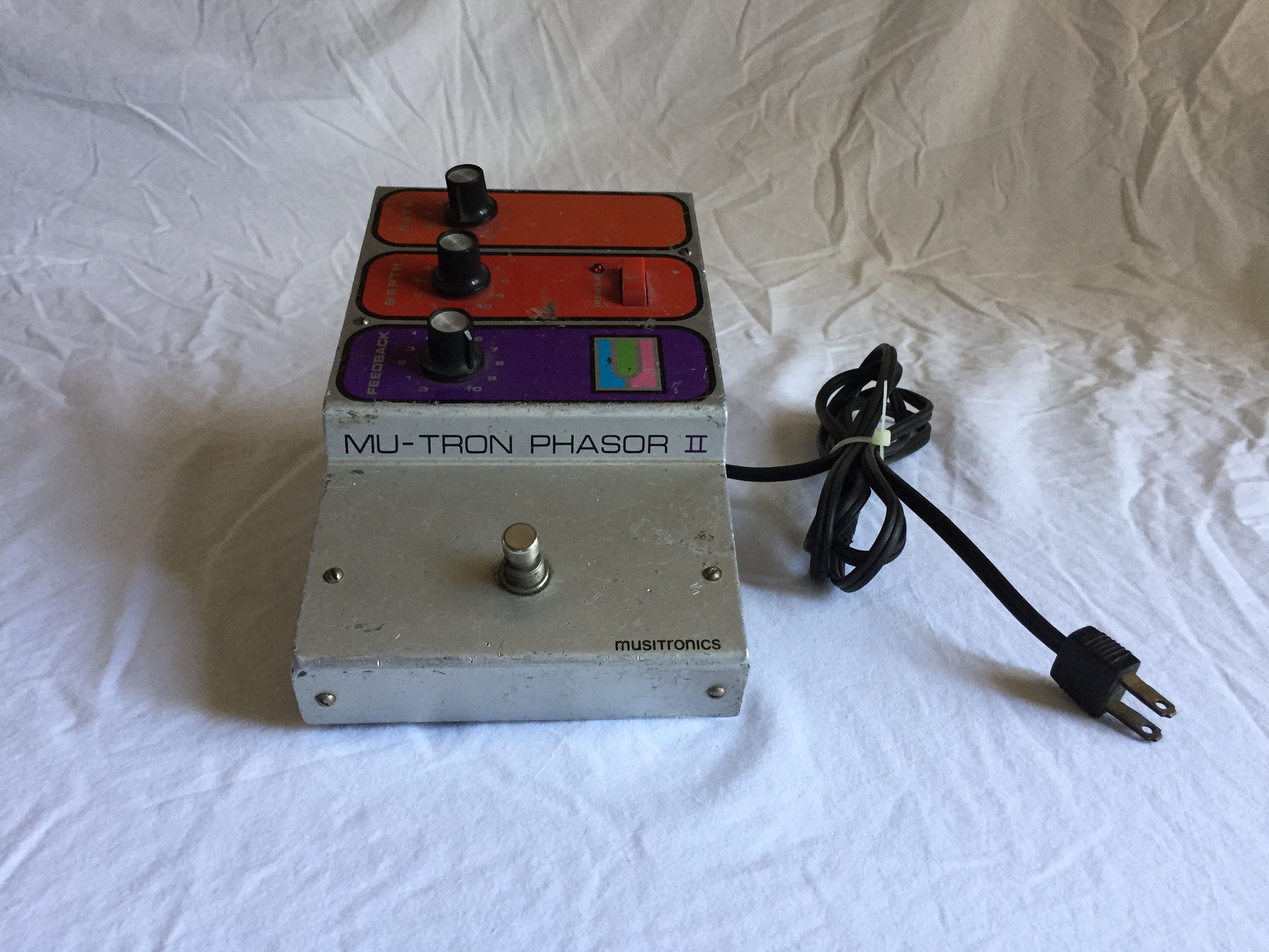 Mu-Tron Phasor II - Musitronics Corp. Mu-Tron Phasor II - Audiofanzine