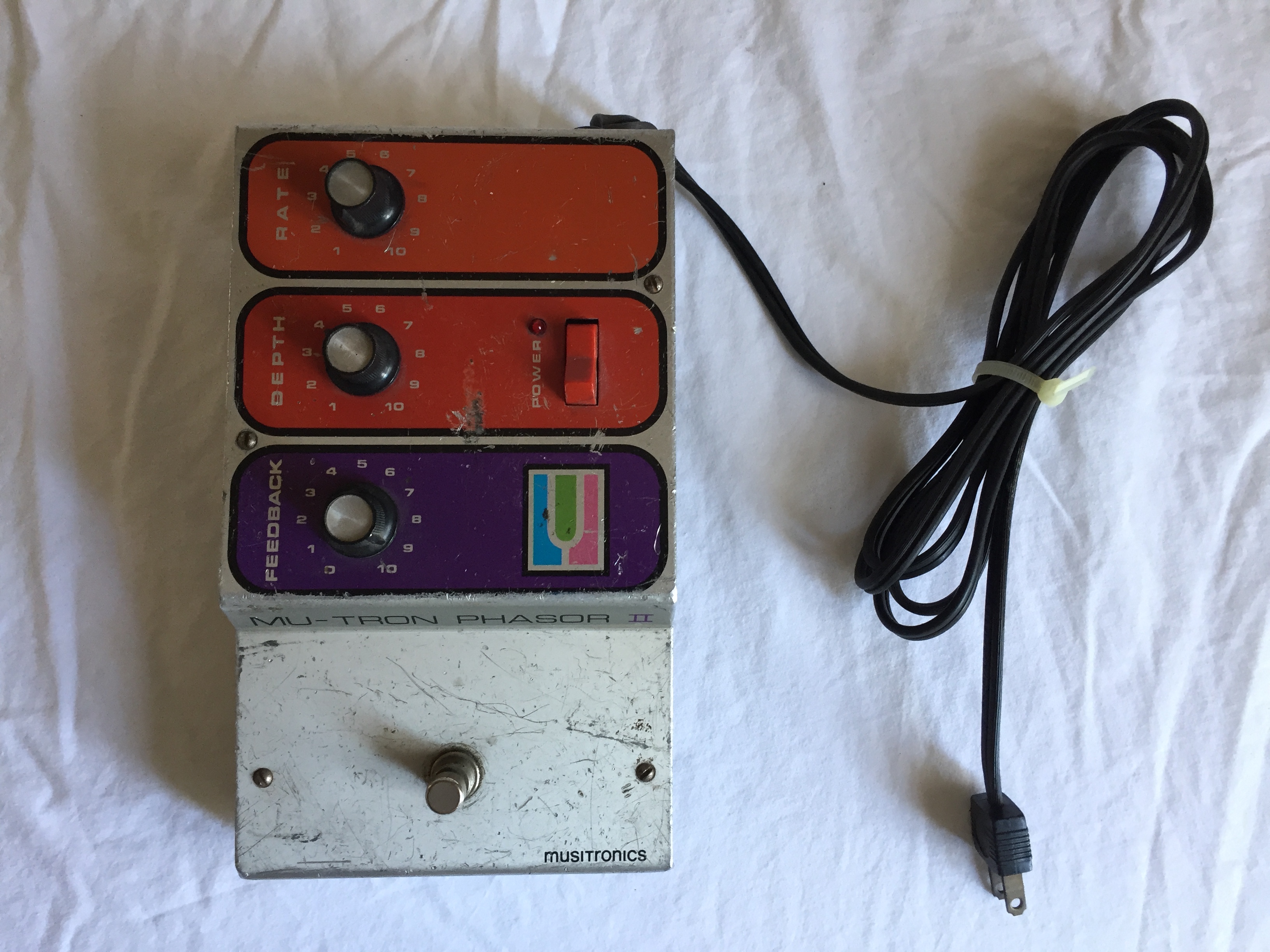 Mu-Tron Phasor II - Musitronics Corp. Mu-Tron Phasor II - Audiofanzine