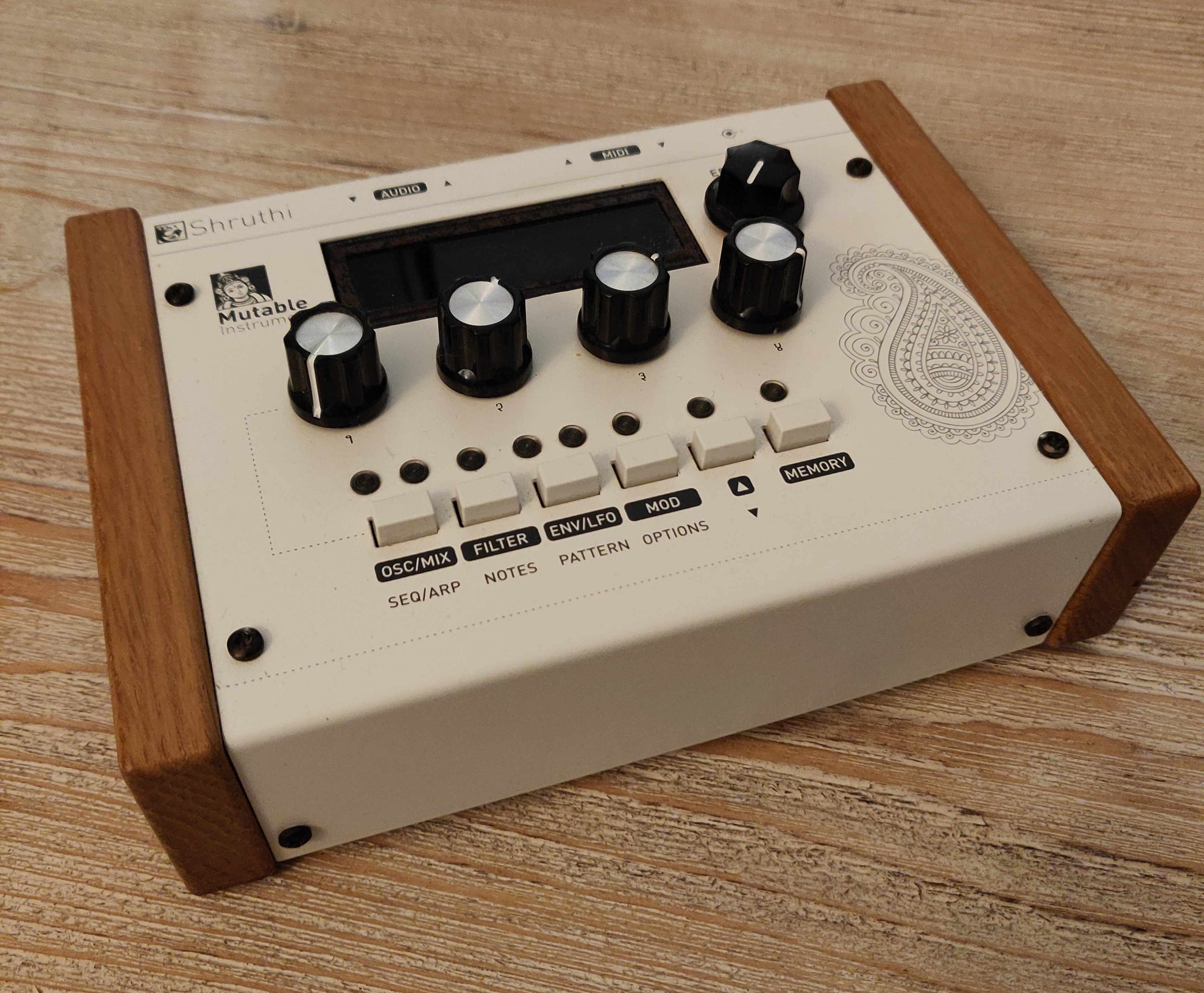 Shruthi-1 - Mutable Instruments Shruthi-1 - Audiofanzine