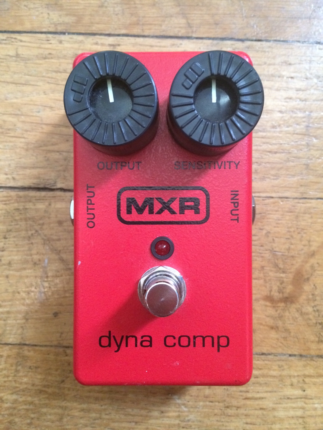 M102 DYNA COMP COMPRESSOR - MXR M102 Dyna Comp Compressor - Audiofanzine