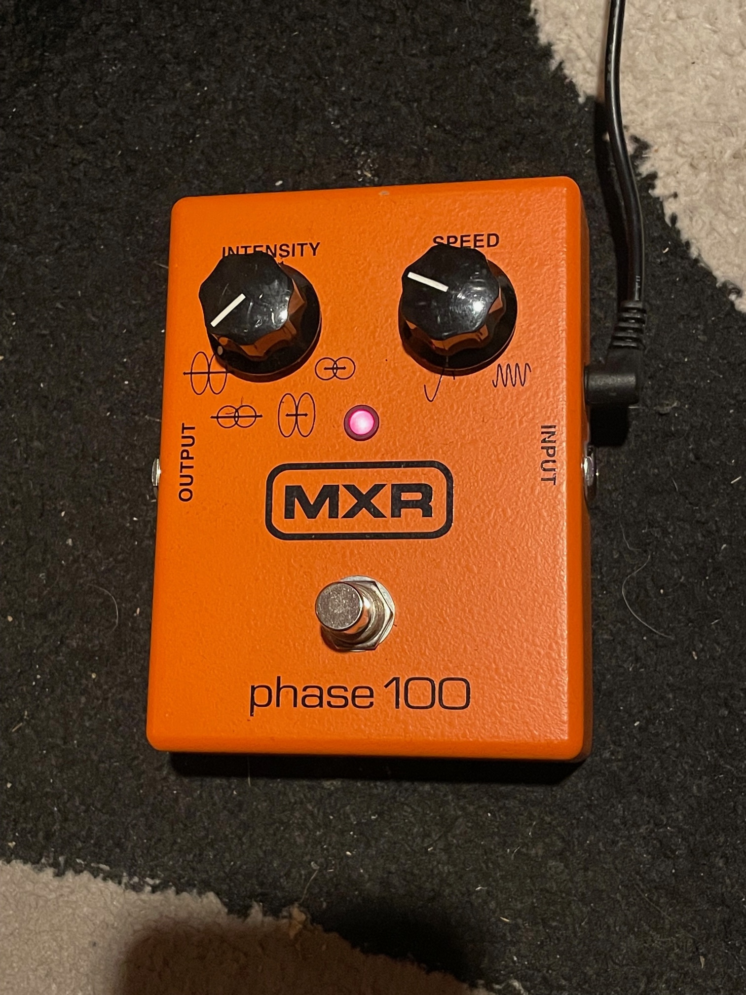 M107 Phase 100 - MXR M107 Phase 100 - Audiofanzine