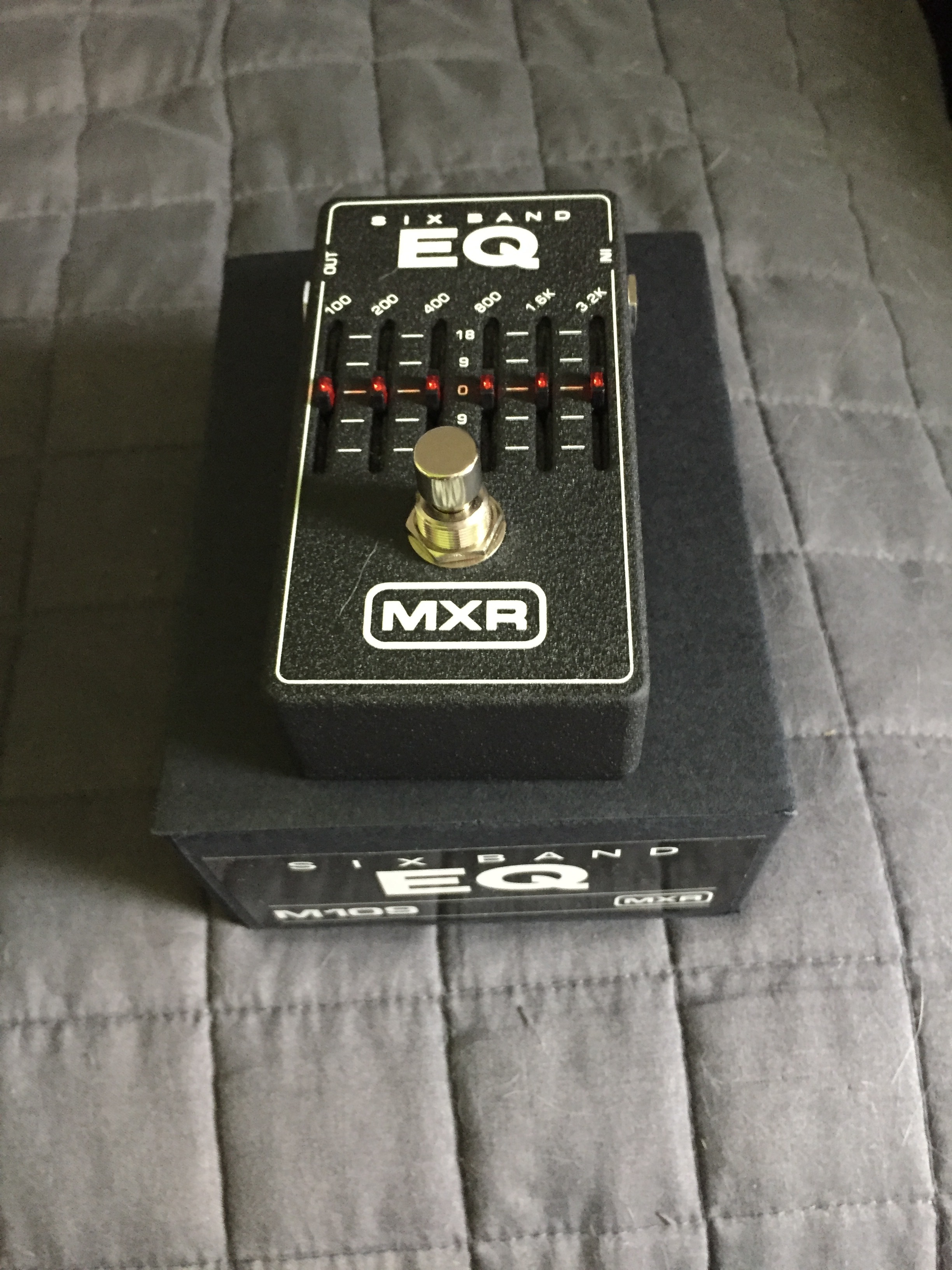 M109 6 BAND GRAPHIC EQ - MXR M109 6 Band Graphic EQ - Audiofanzine