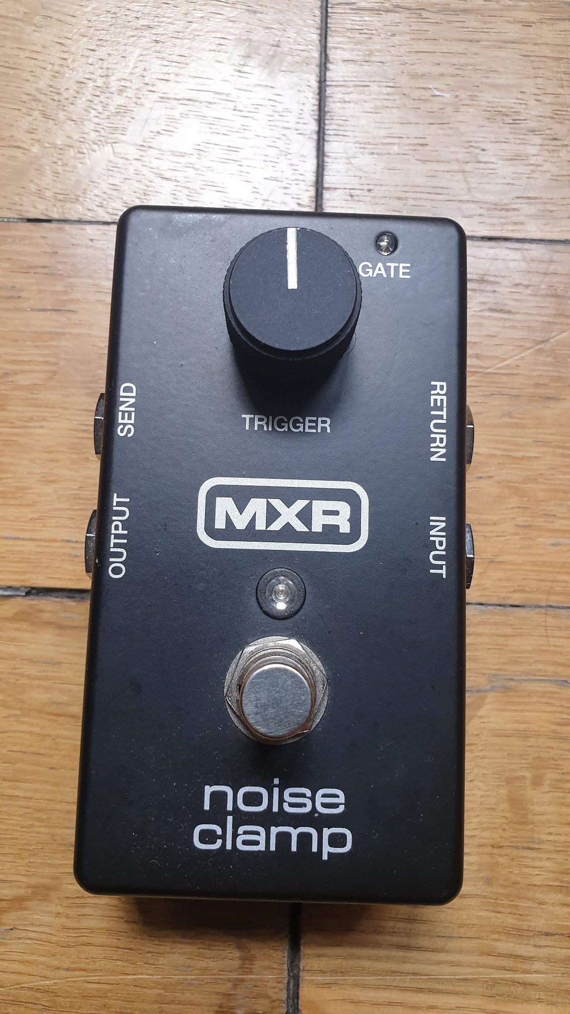 M195 Noise Clamp - MXR M195 Noise Clamp - Audiofanzine