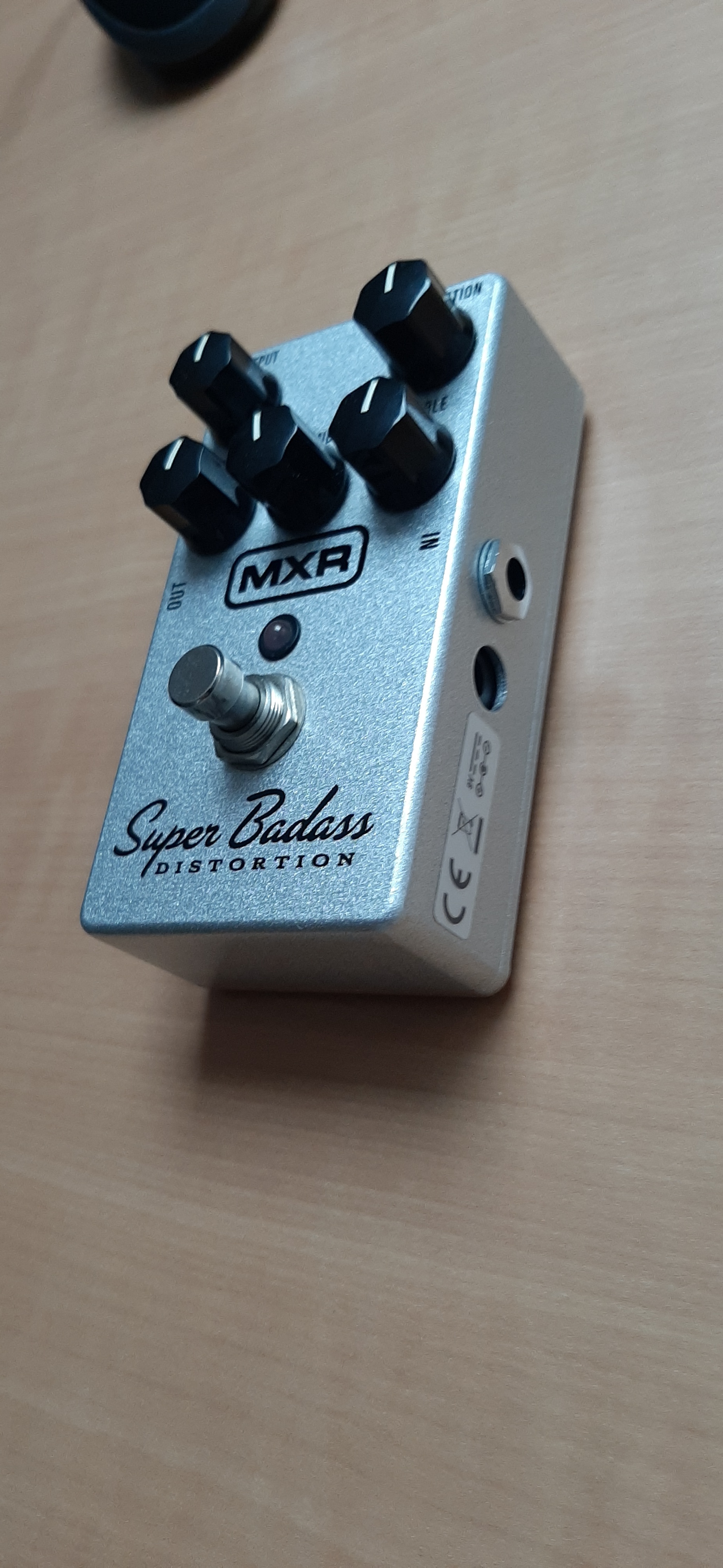 M75 Super Badass Distortion - MXR M75 Super Badass Distortion ...