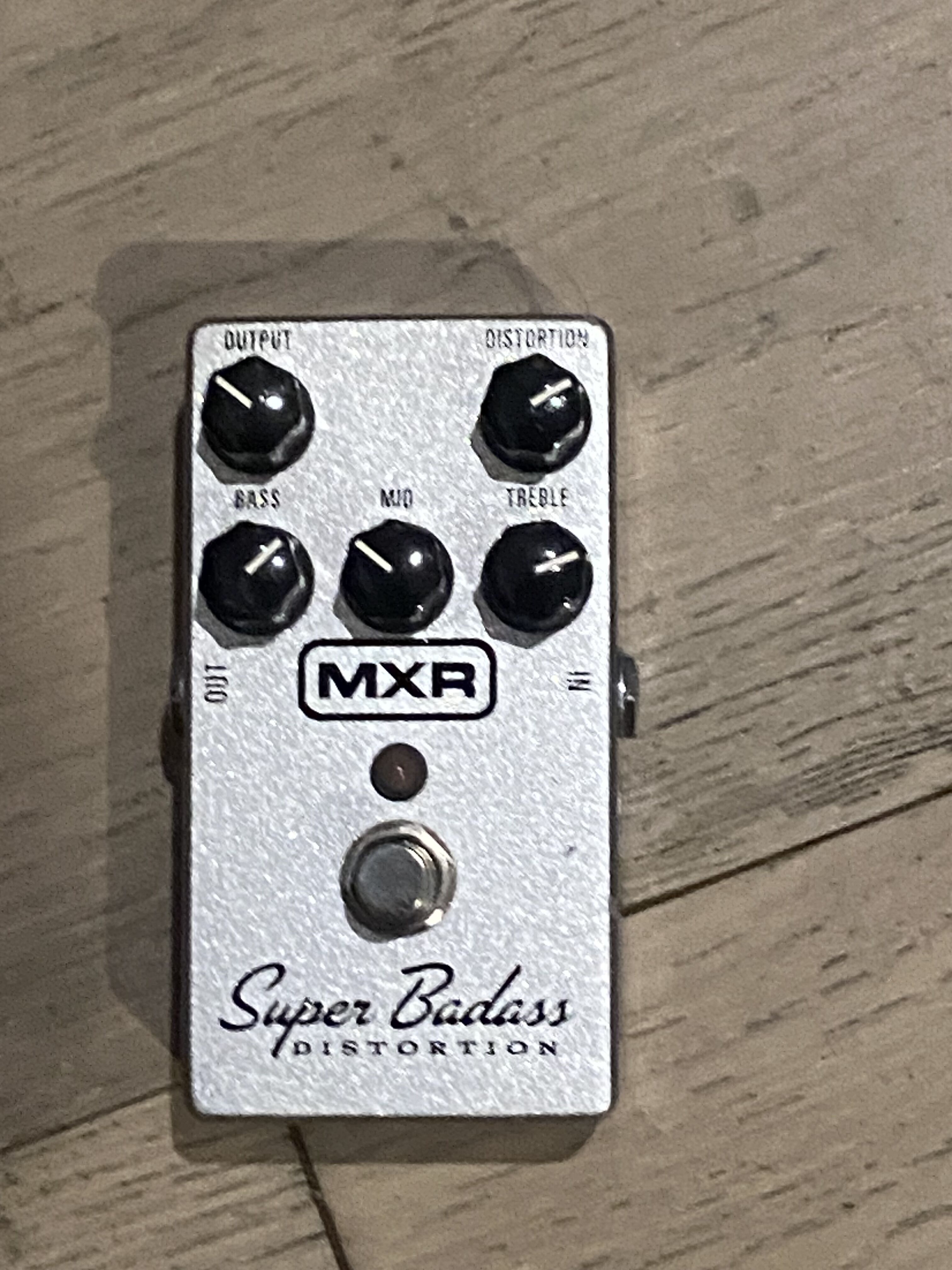 M75 Super Badass Distortion - MXR M75 Super Badass Distortion ...