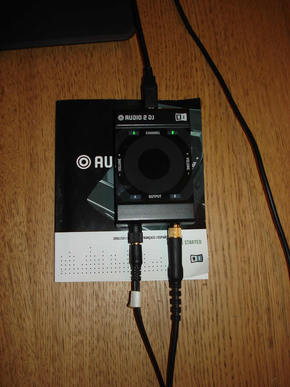 Native Instruments Audio 2 DJ image (#338797) - Audiofanzine