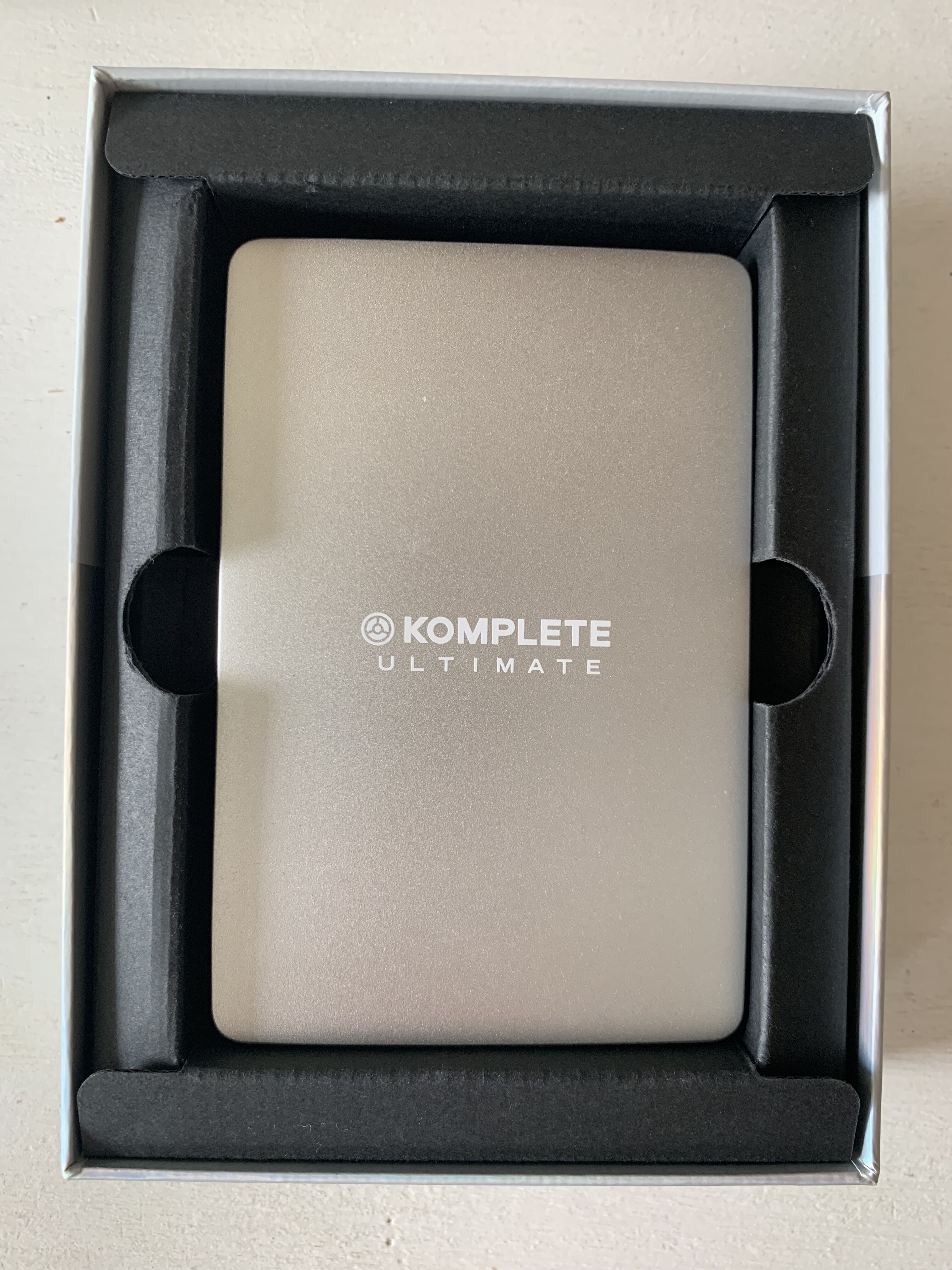 Komplete 12 Ultimate Collector's Edition Native Instruments - Audiofanzine