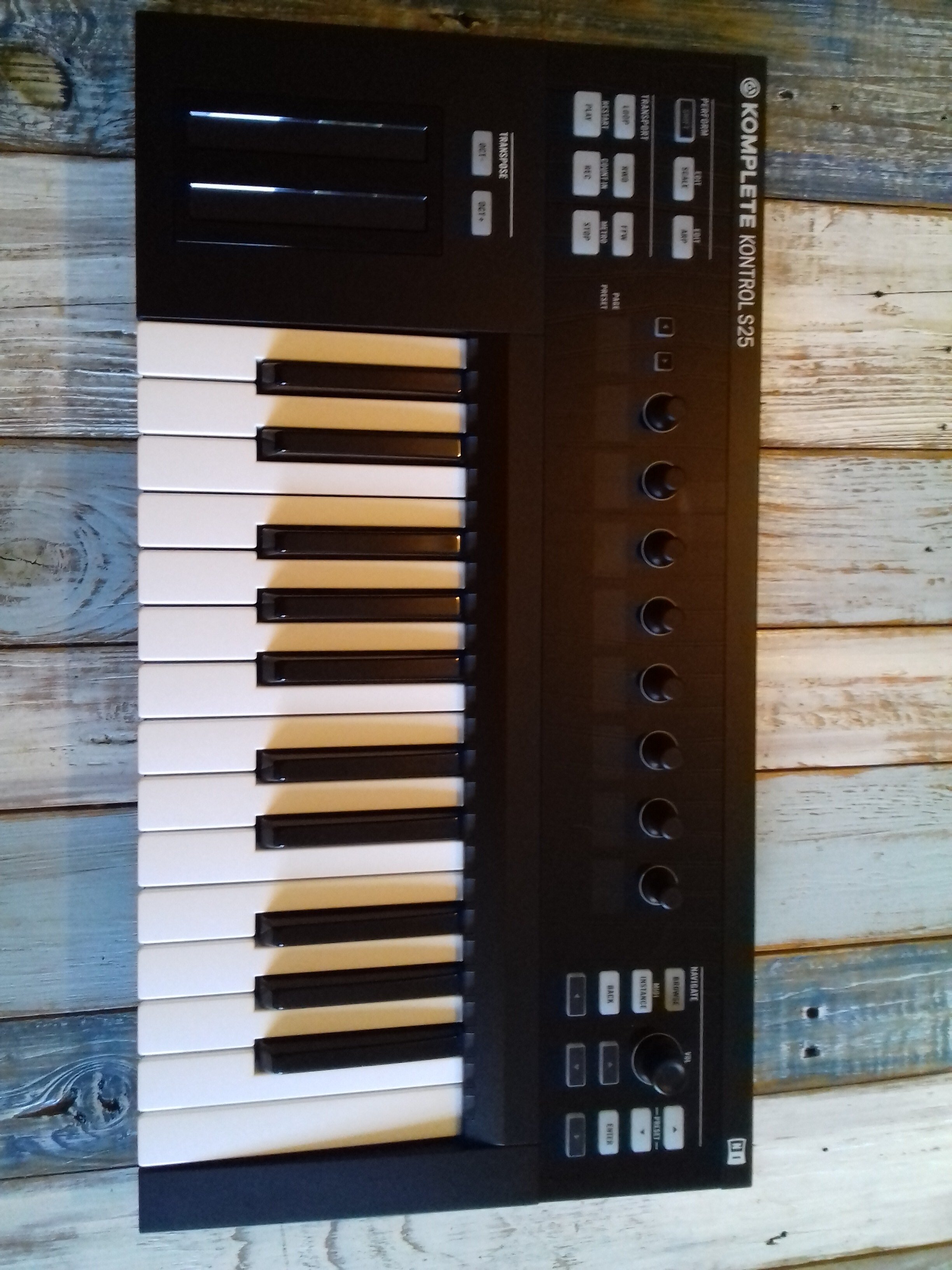 Komplete Kontrol S25 - Native Instruments Komplete Kontrol S25 ...