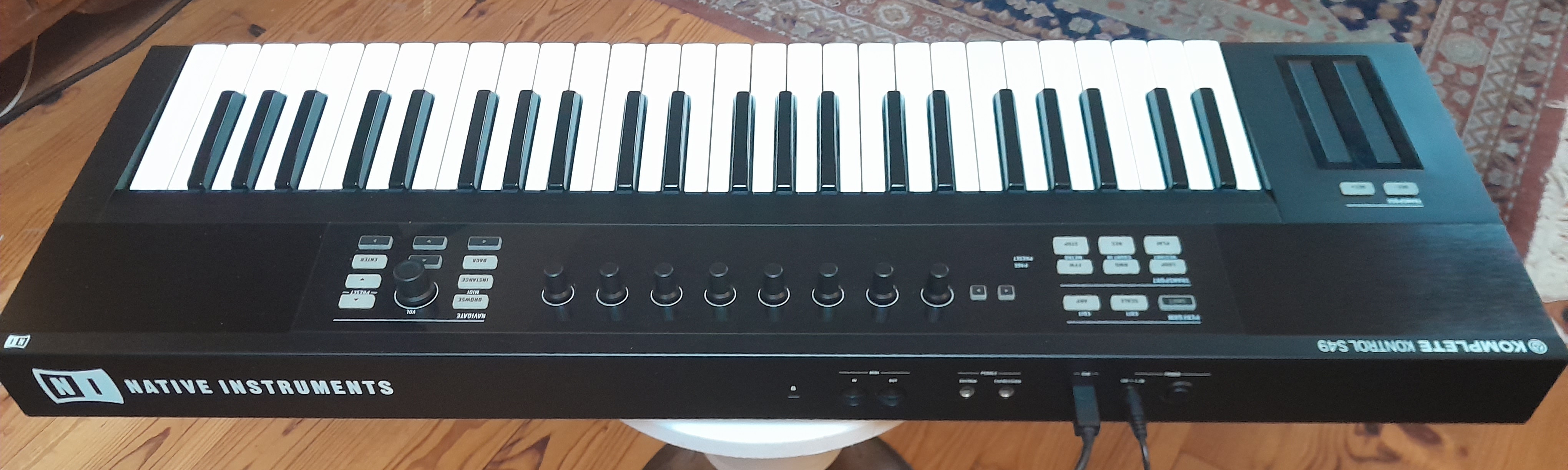Komplete Kontrol S49 - Native Instruments Komplete Kontrol S49 ...
