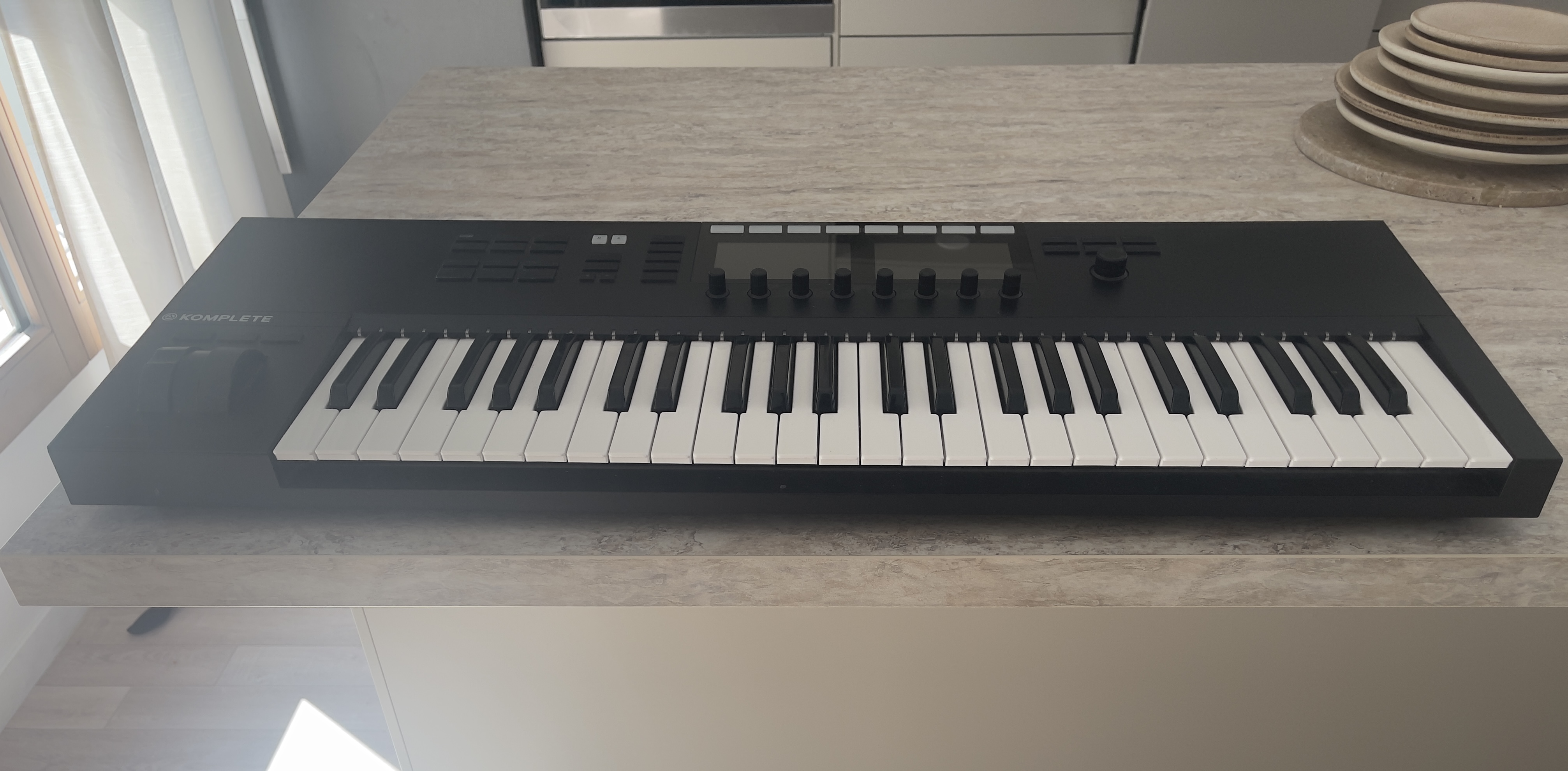 Komplete Kontrol S49 mk2 Native Instruments - Audiofanzine