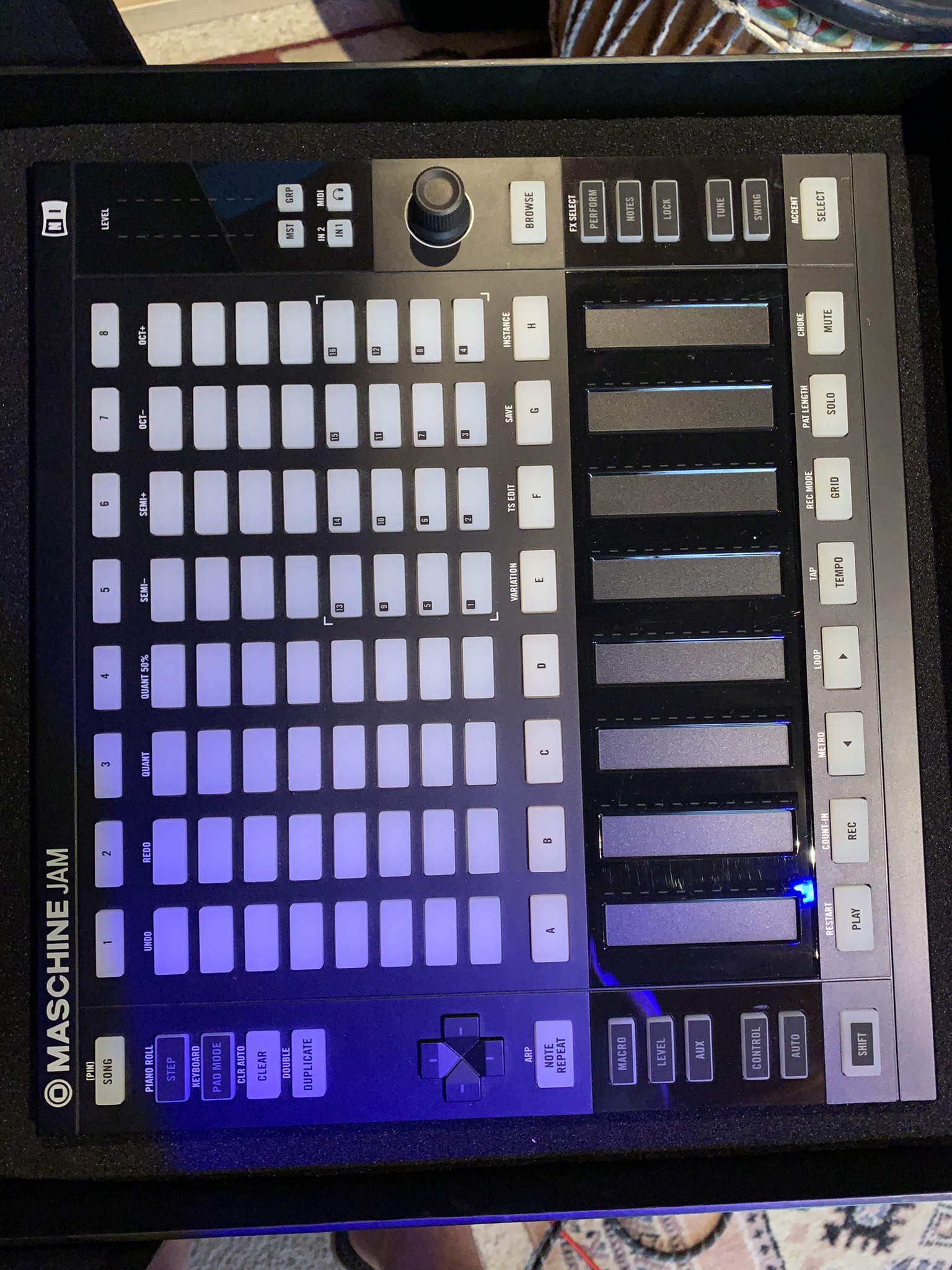 Maschine Jam - Native Instruments Maschine Jam - Audiofanzine