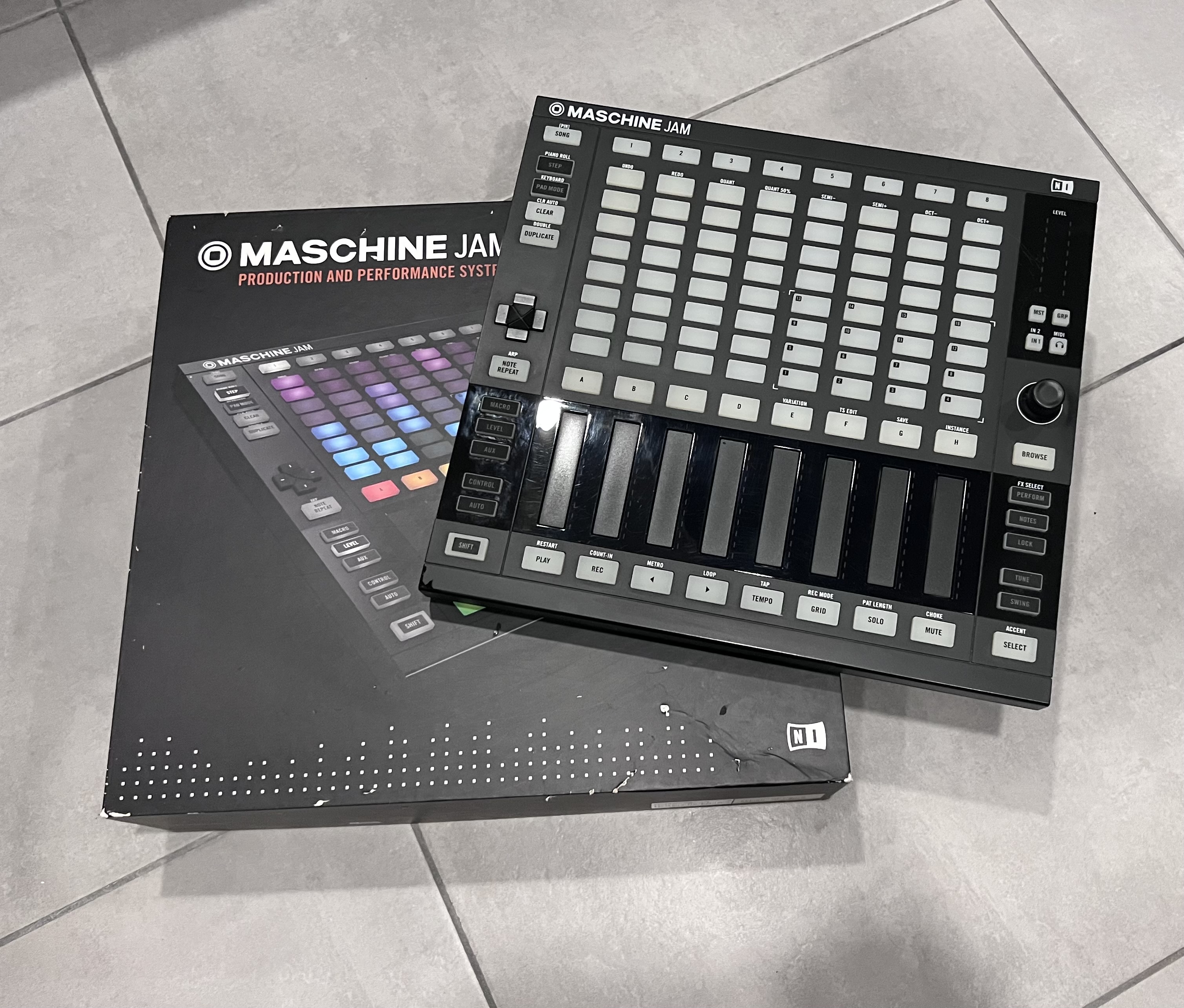 Maschine Jam - Native Instruments Maschine Jam - Audiofanzine