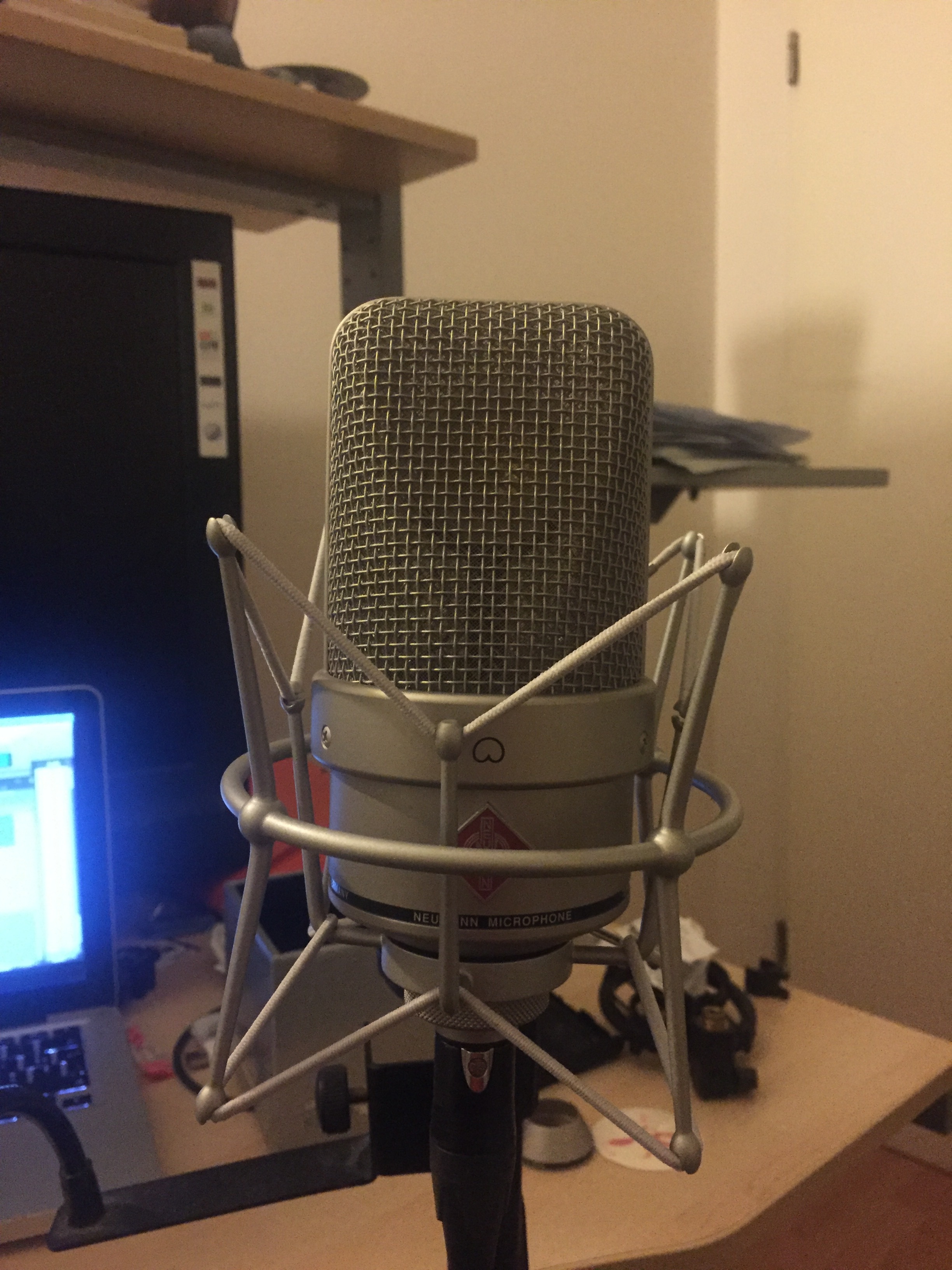 Photo Neumann TLM 49 : Neumann TLM 49 (40763) (#1515911) - Audiofanzine