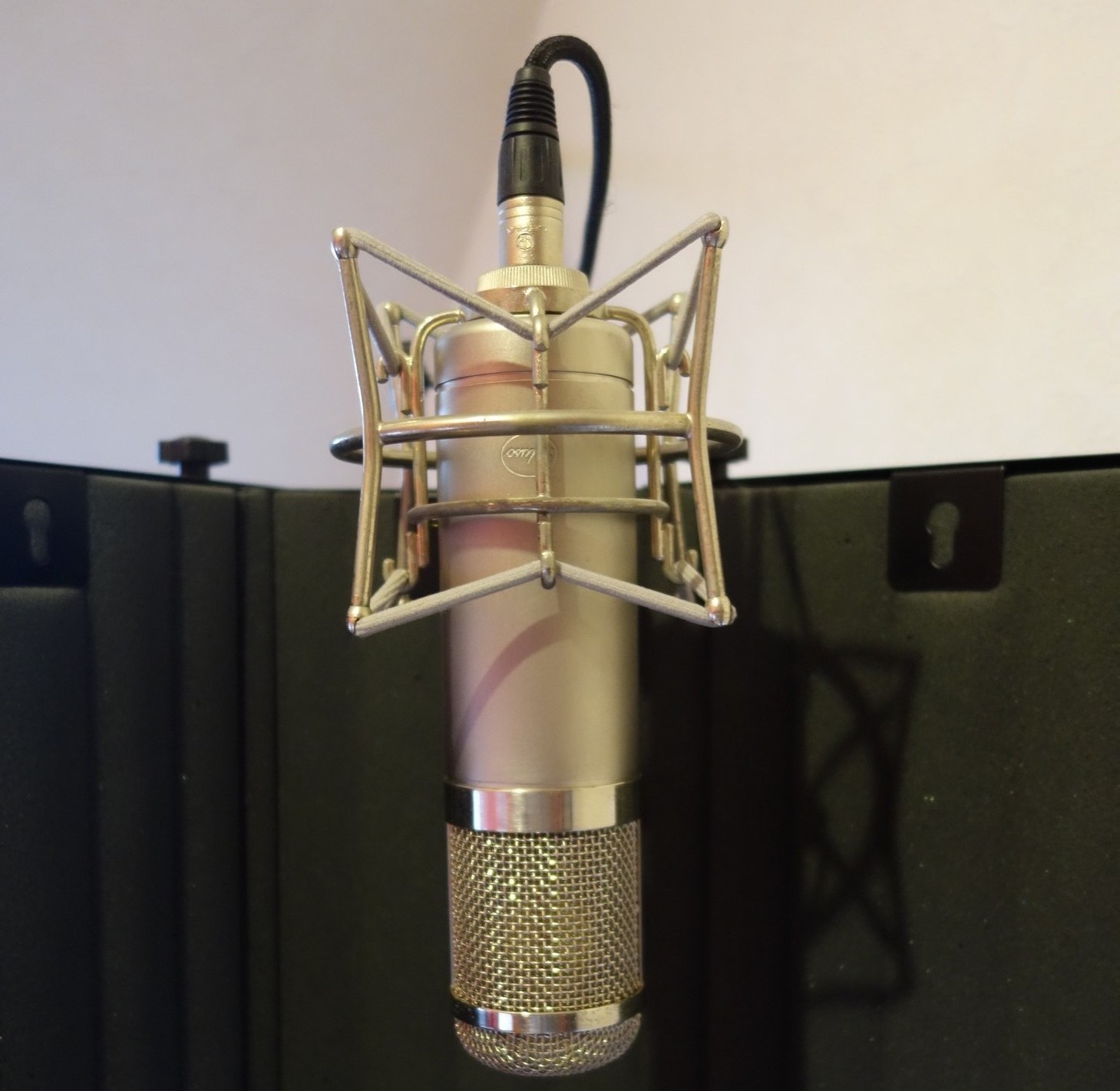 Photo Neumann U 47 : Neumann U 47 (61155) (#1081642) - Audiofanzine