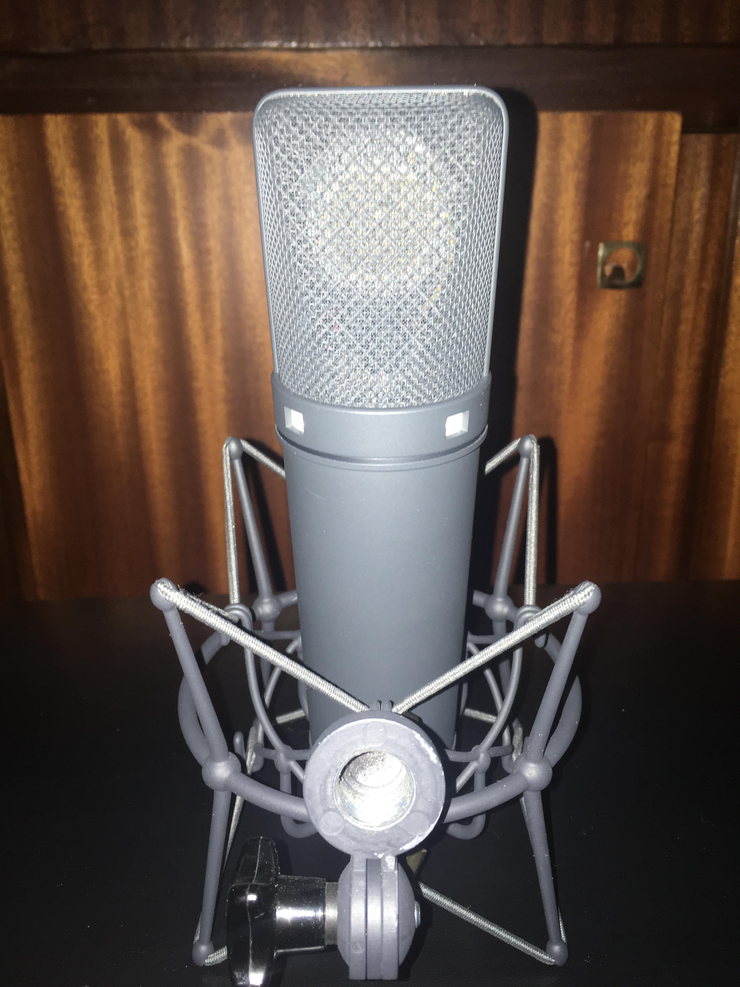 U 87 AI MT - Neumann U 87 Ai MT - Audiofanzine