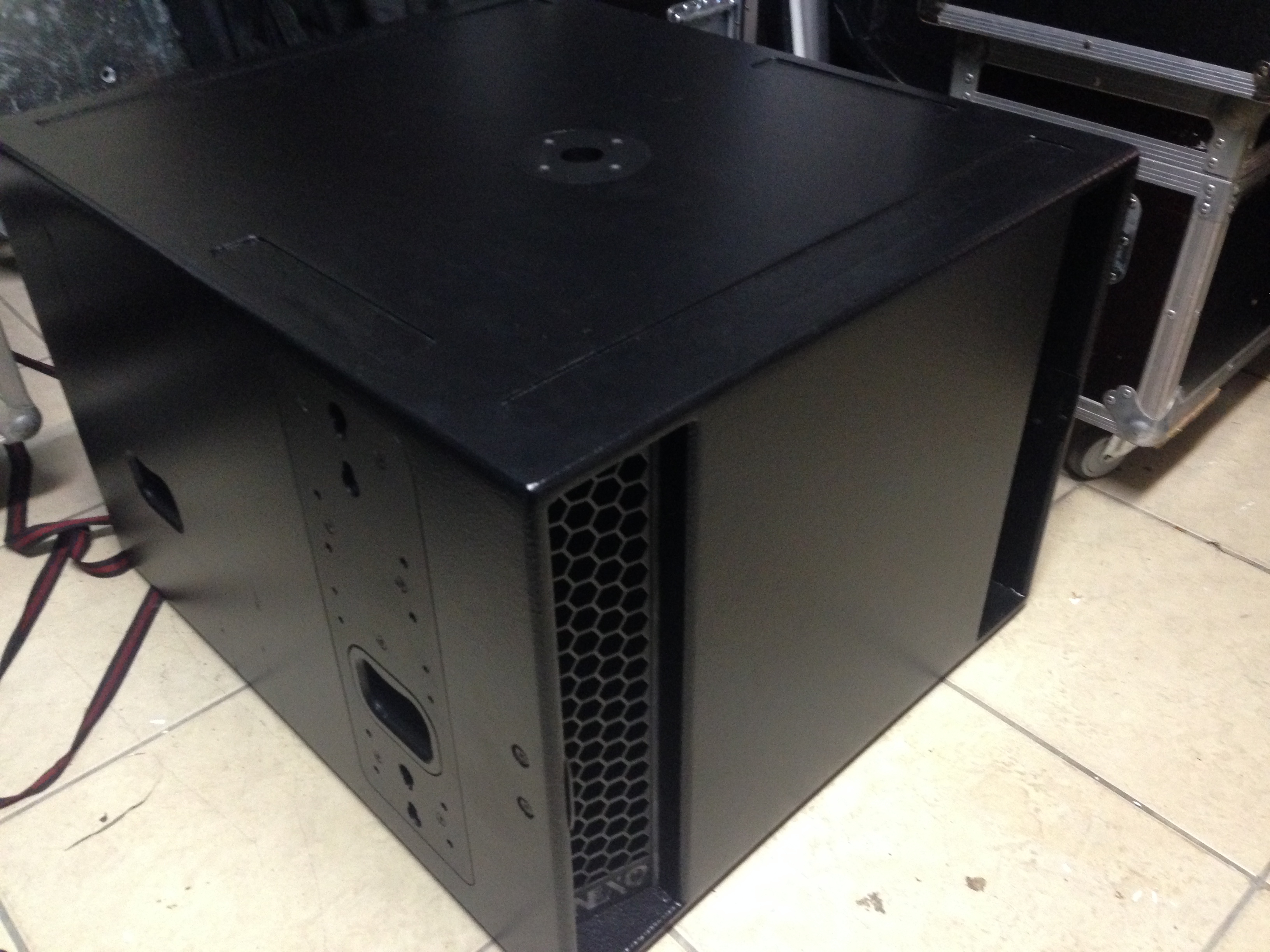 LS18 - Nexo LS18 - Audiofanzine