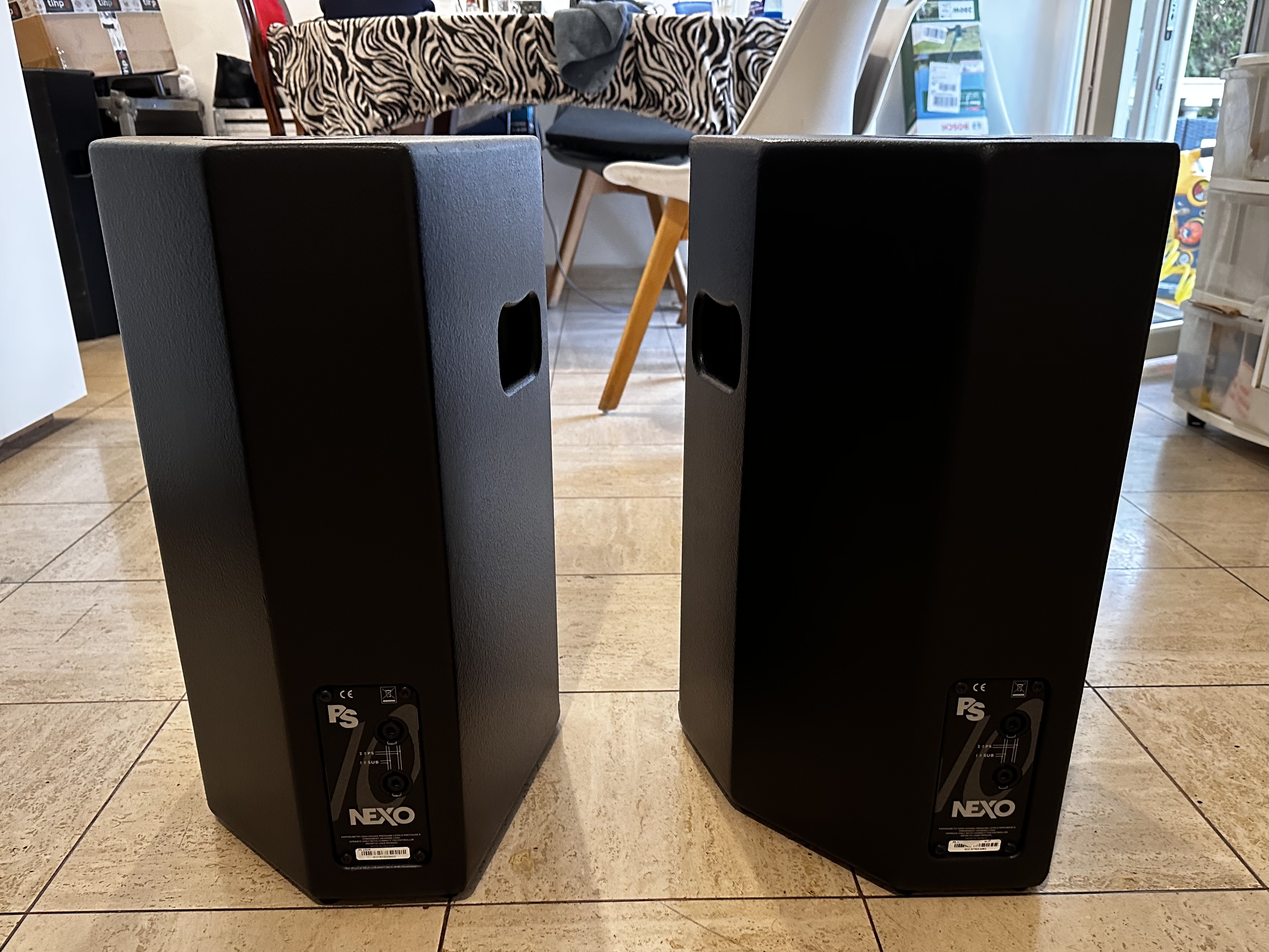 PS10 R2 - Nexo PS10 R2 - Audiofanzine