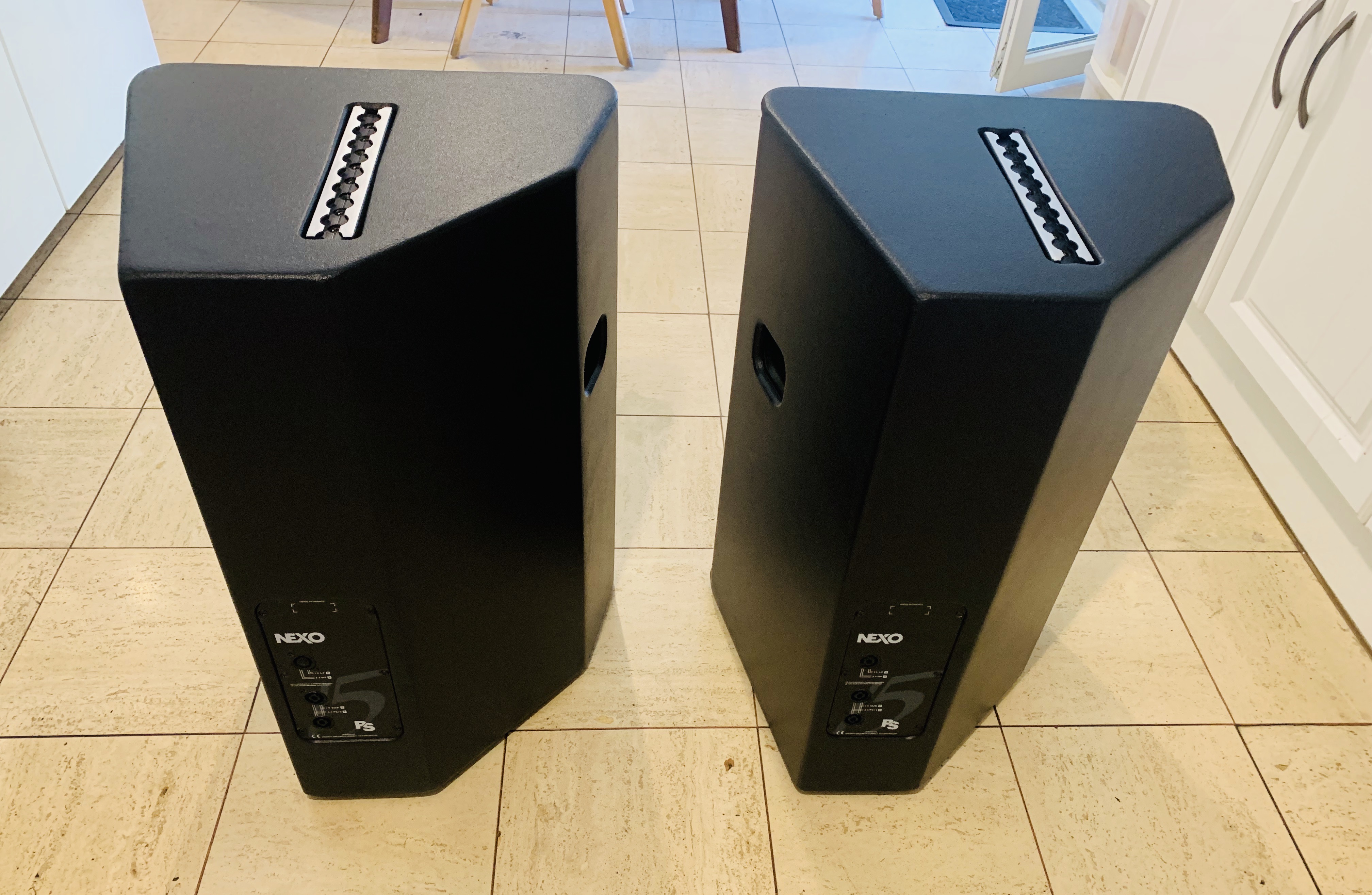 PS15 - Nexo PS15 - Audiofanzine