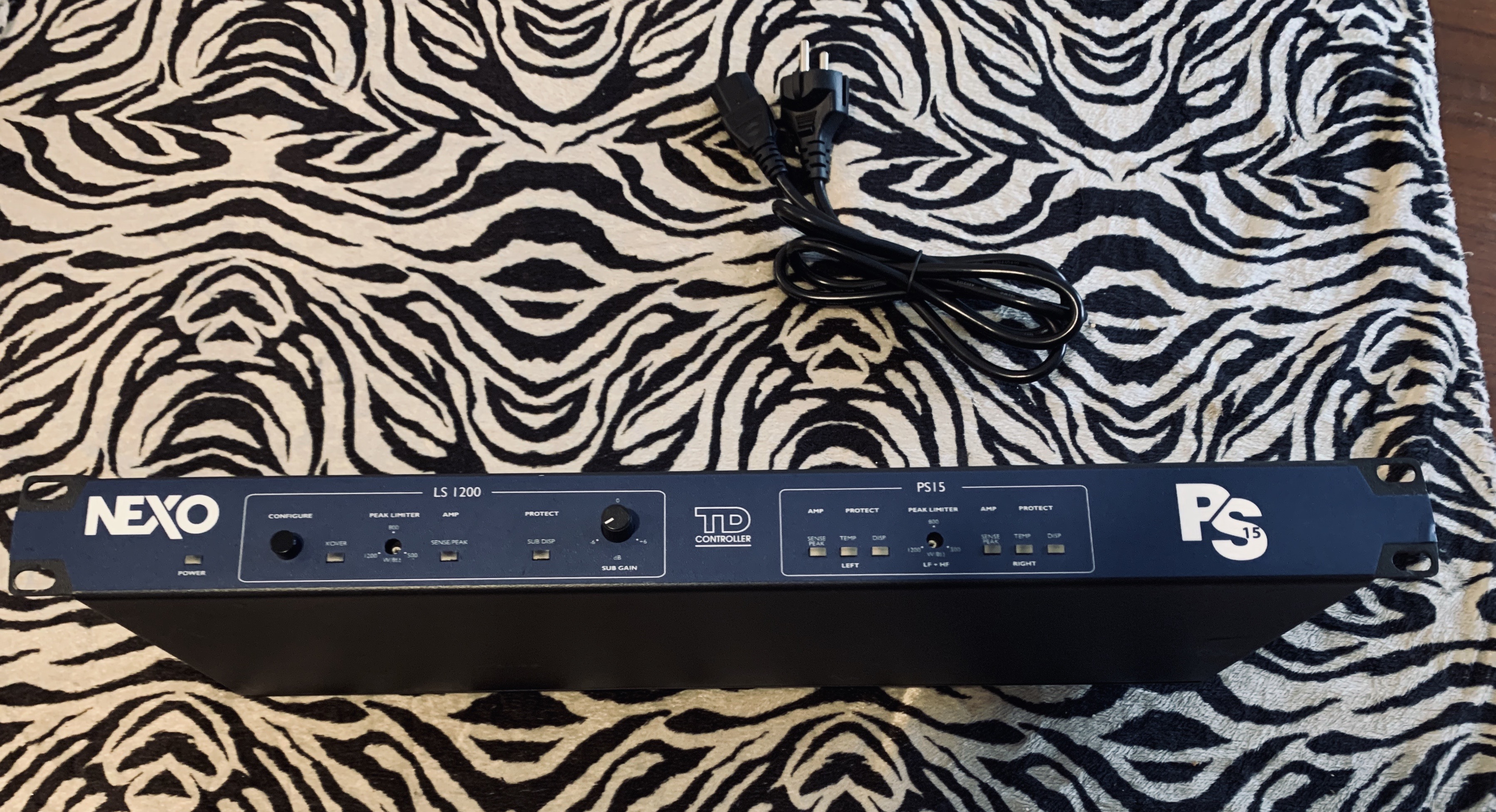 PS15 TD - Nexo PS15 TD - Audiofanzine