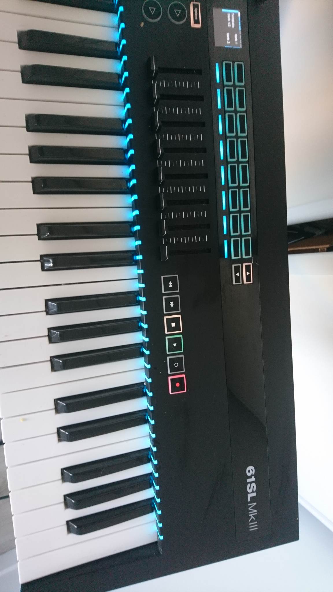 61 SL MkIII - Novation 61 SL MkIII - Audiofanzine