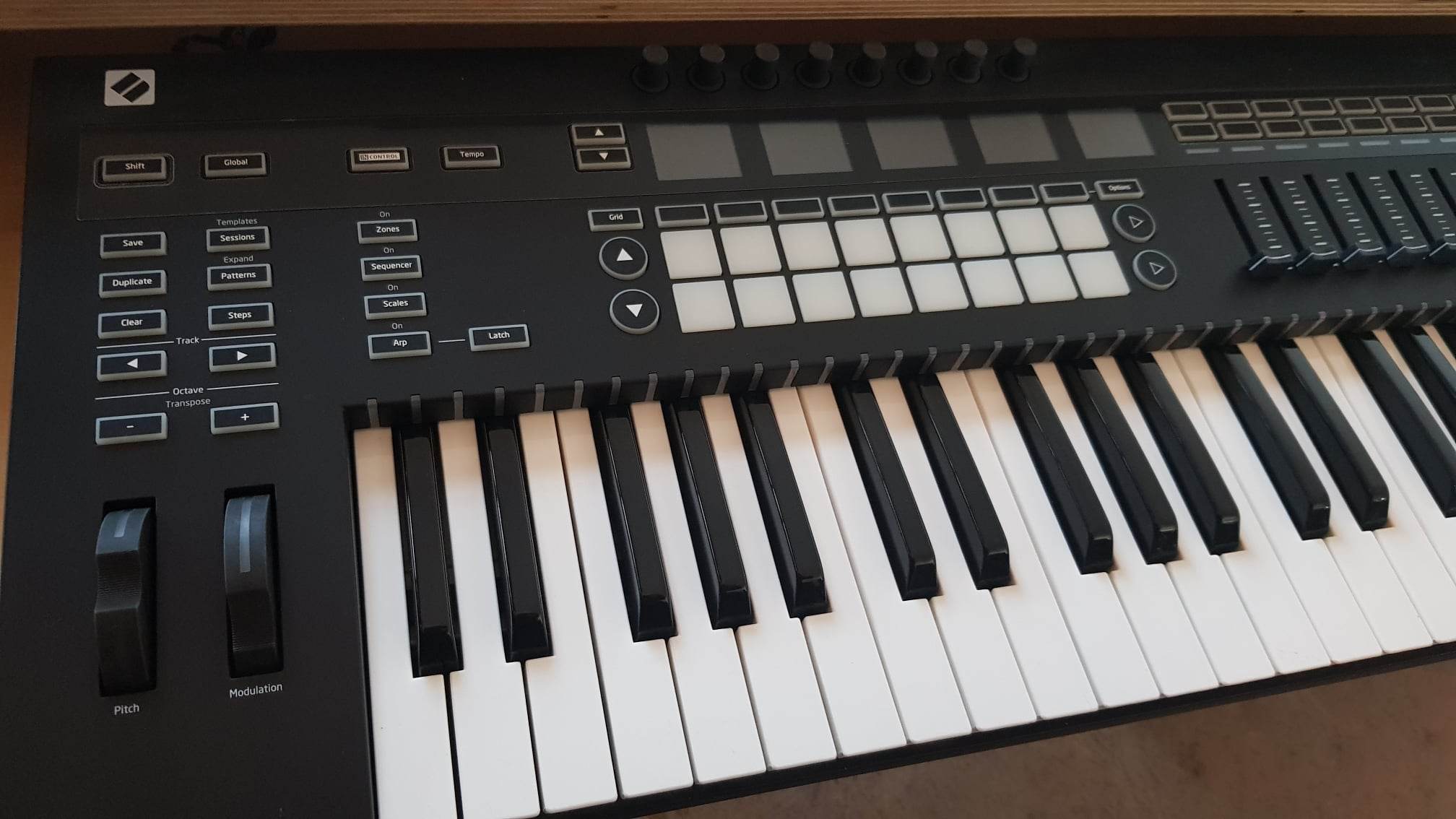 61 SL MkIII - Novation 61 SL MkIII - Audiofanzine