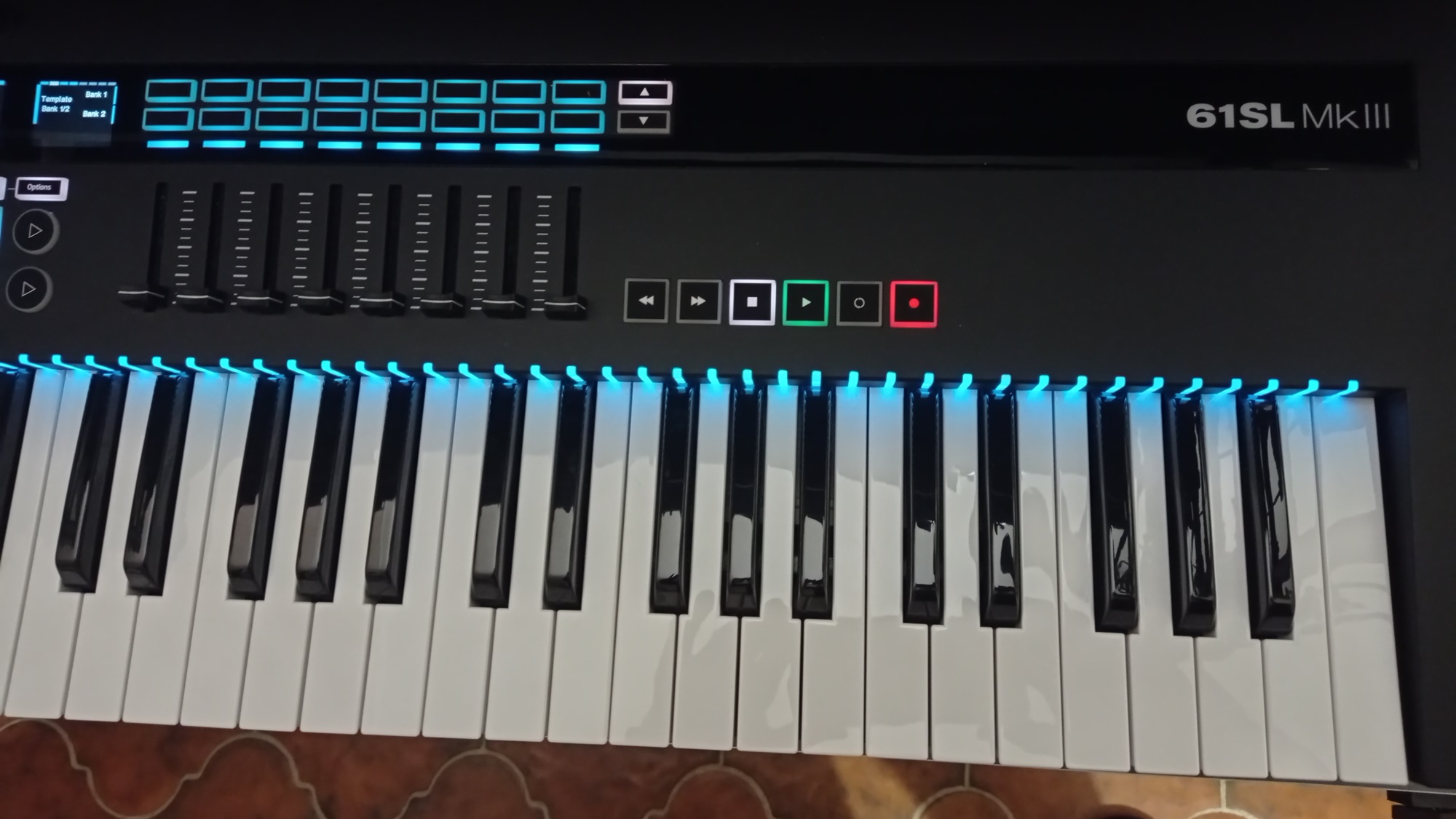 61 SL MkIII - Novation 61 SL MkIII - Audiofanzine