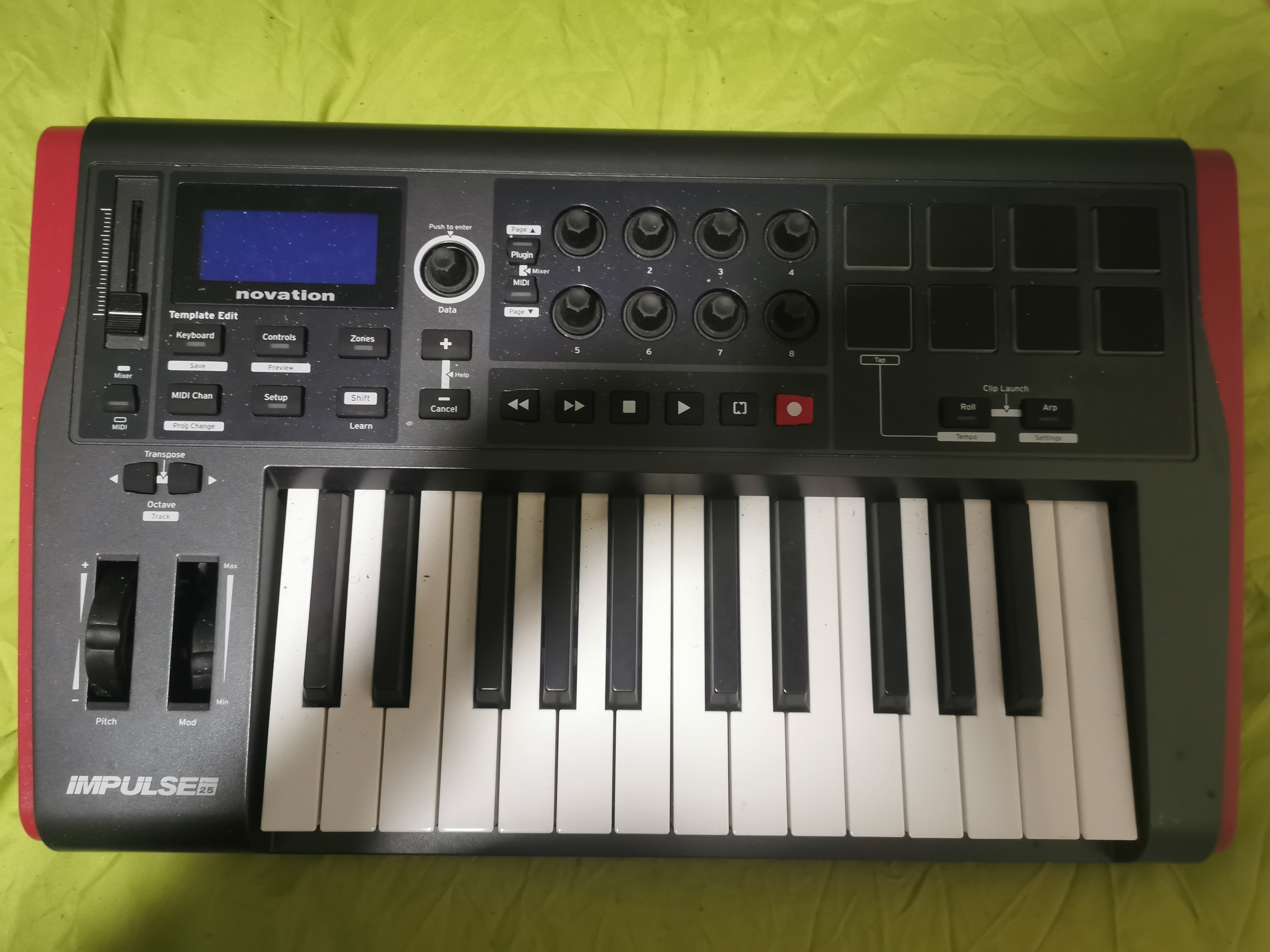 Impulse 25 - Novation Impulse 25 - Audiofanzine