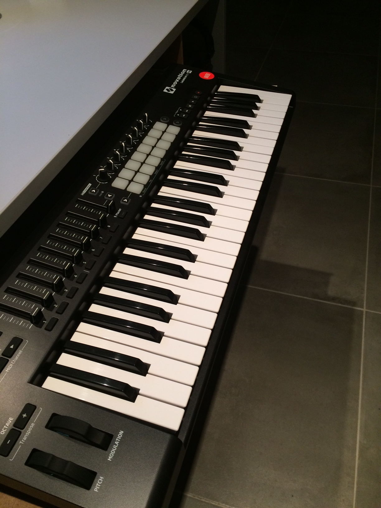 LAUNCHKEY 49 - Novation Launchkey 49 - Audiofanzine