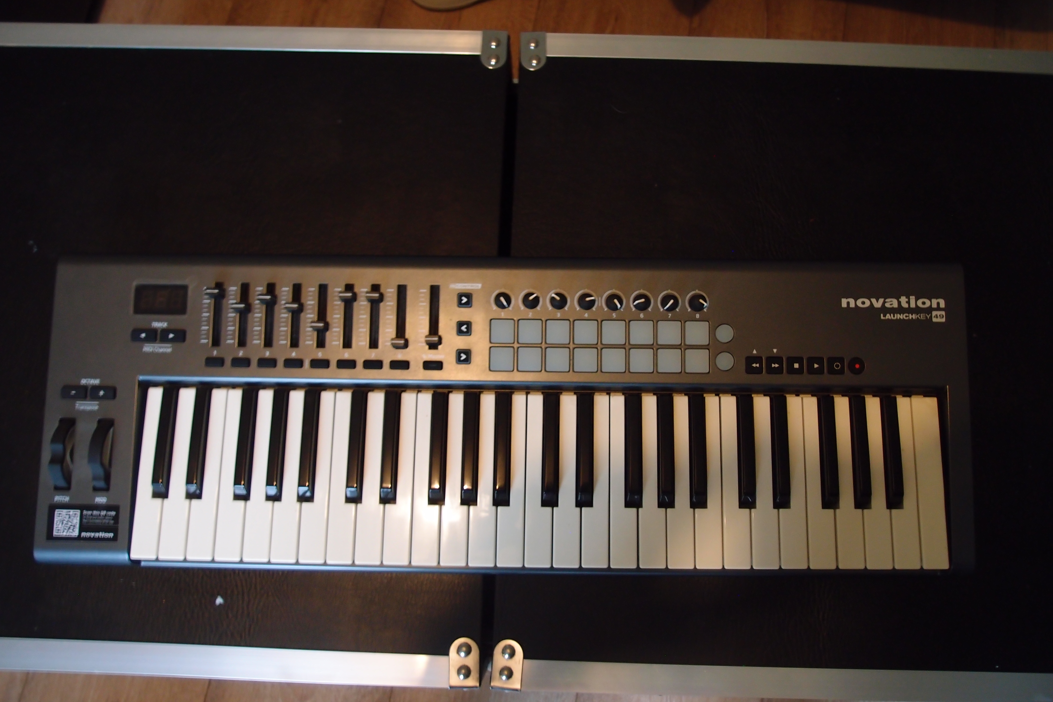 LAUNCHKEY 49 - Novation Launchkey 49 - Audiofanzine