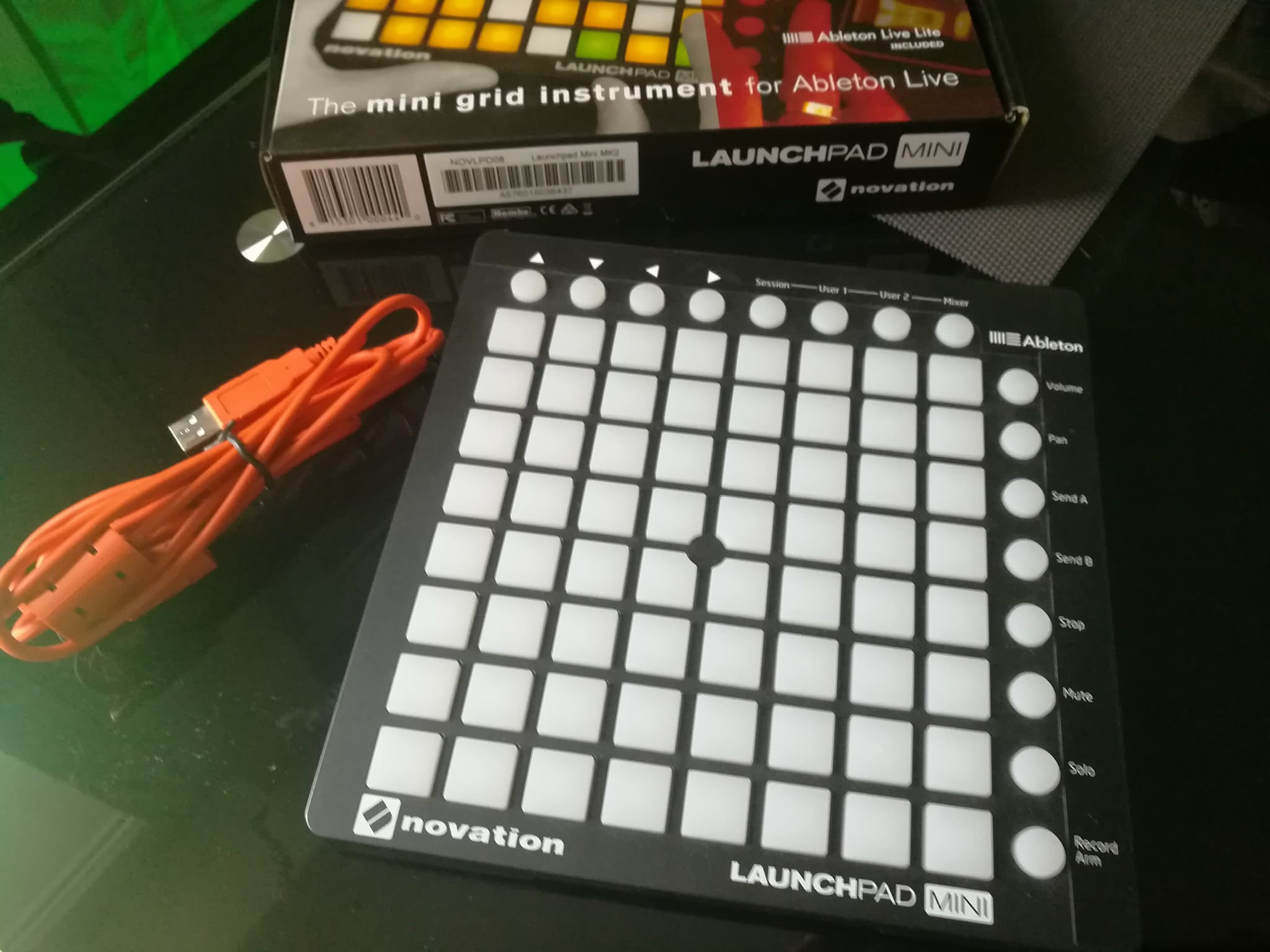 LAUNCHPAD MINI MK2 - Novation Launchpad Mini mk2 - Audiofanzine LAUNCHPAD MINI MK2 - Novation Launchpad Mini mk2 - Audiofanzine