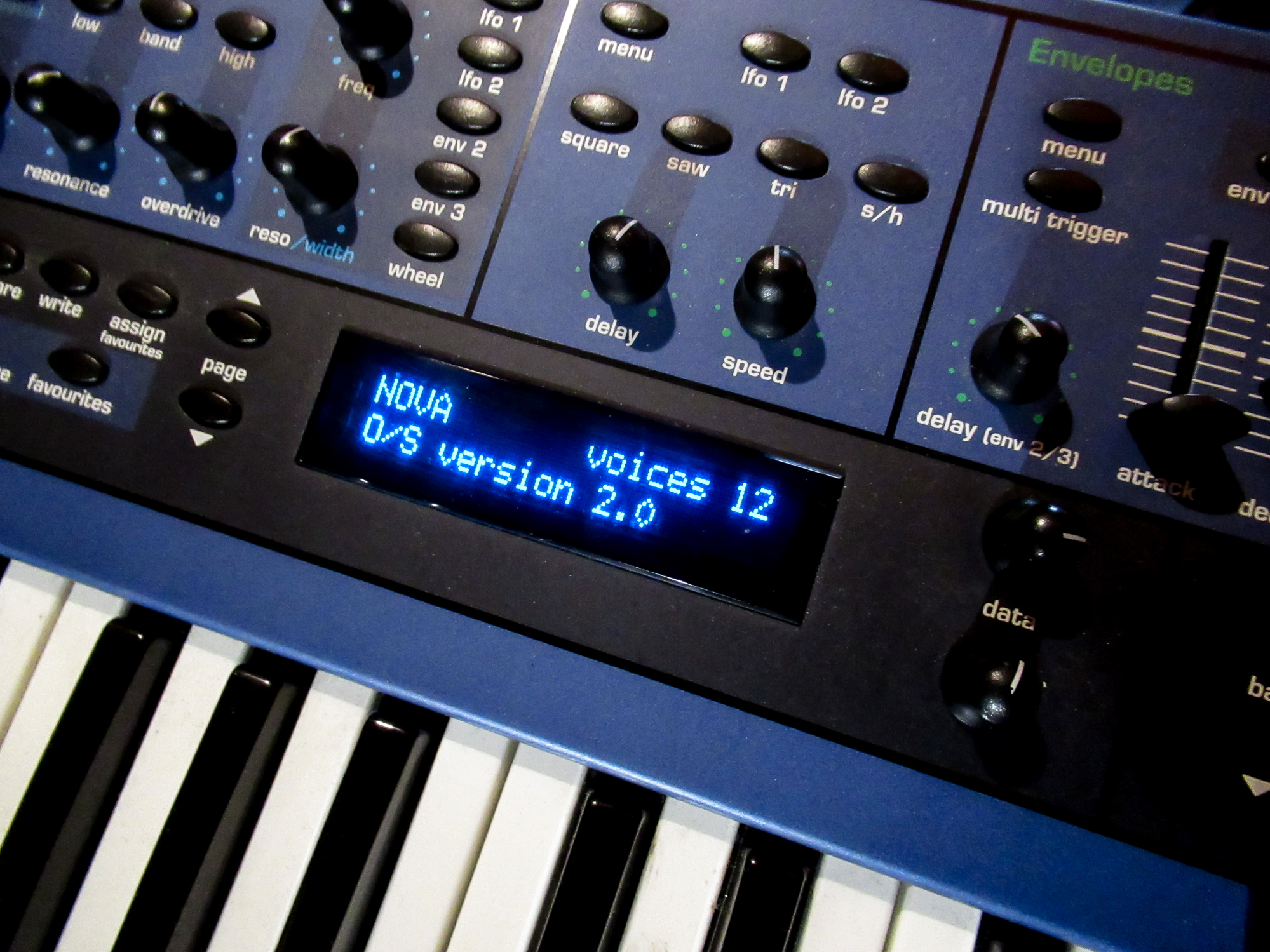 NOVA II - Novation Nova II - Audiofanzine