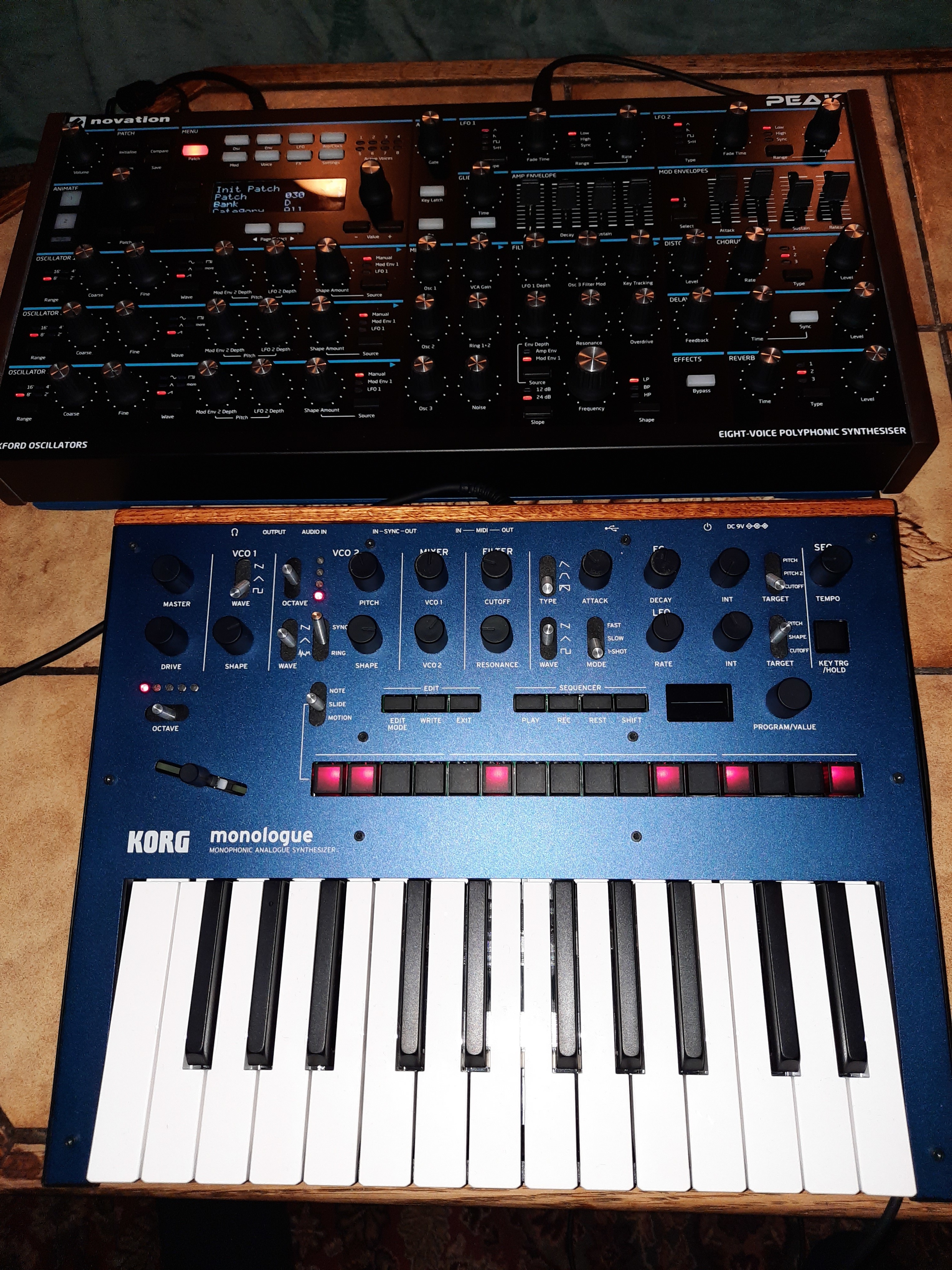 Peak - Novation Peak - Audiofanzine