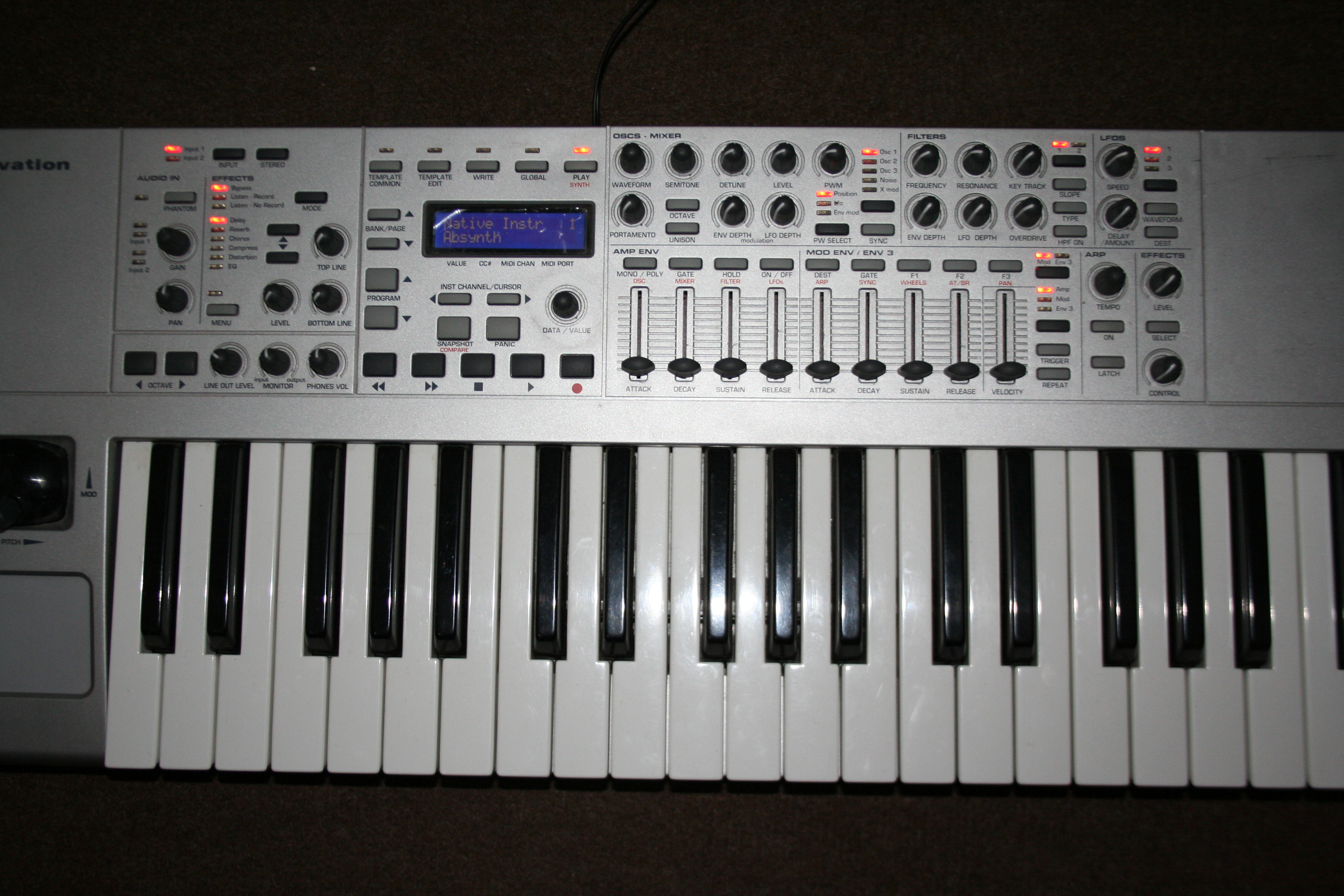 Why are there (almost) no Midi Controllers for Synthesizers? : r ...