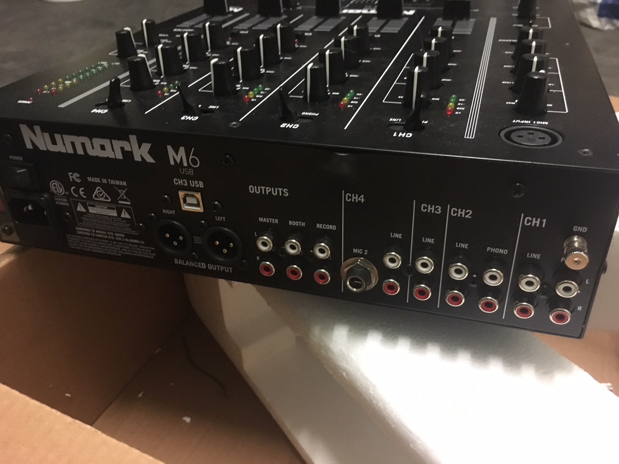 M6 USB - BLACK - Numark M6 USB - Black - Audiofanzine