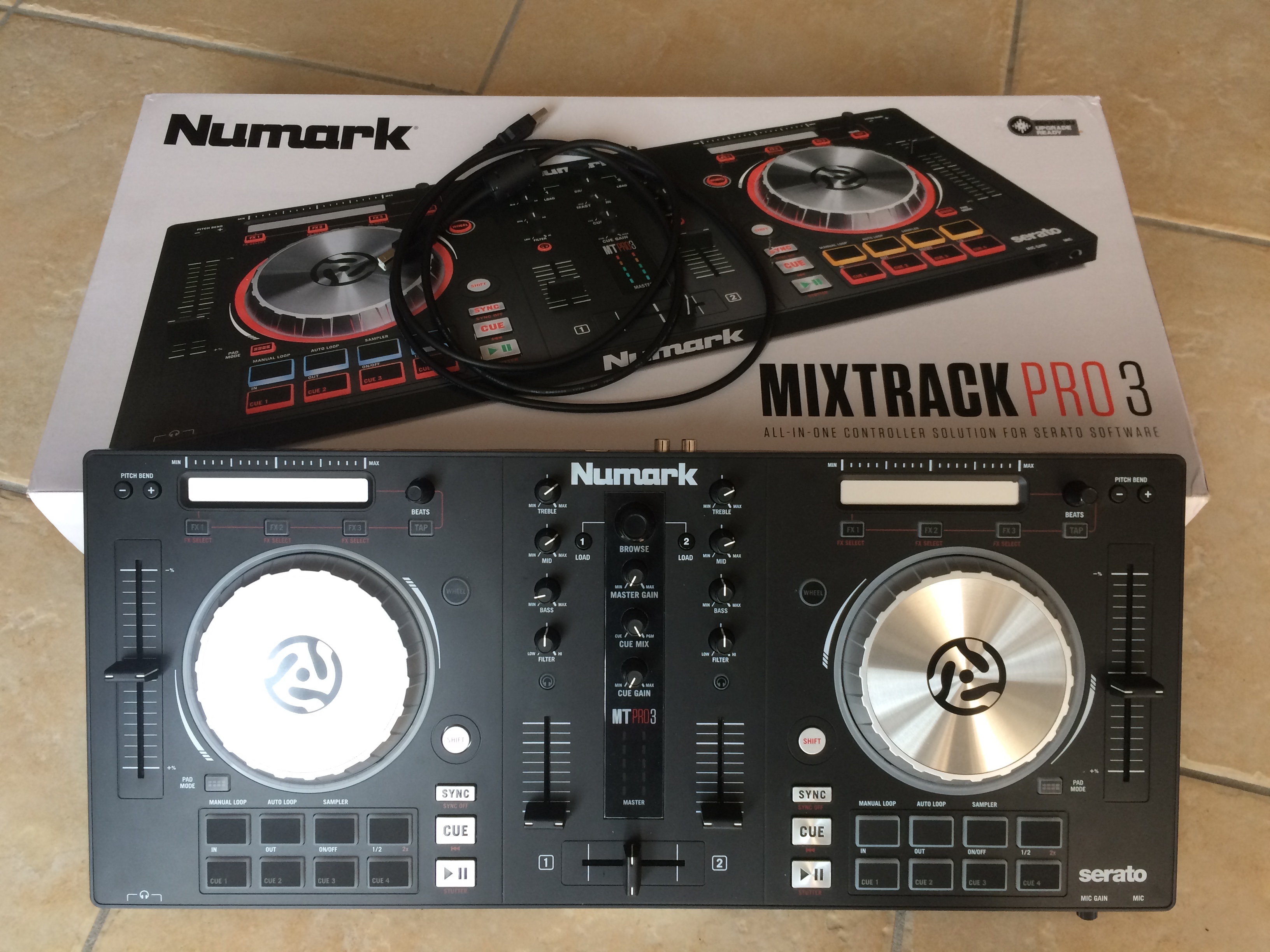 Numark Mixtrack Pro III image (#1702741) - Audiofanzine
