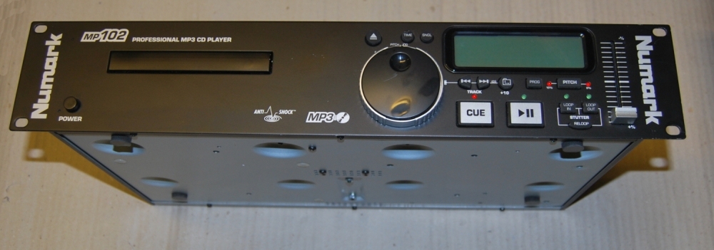 Photo Numark MP102 : Mp102 (#1566053) - Audiofanzine